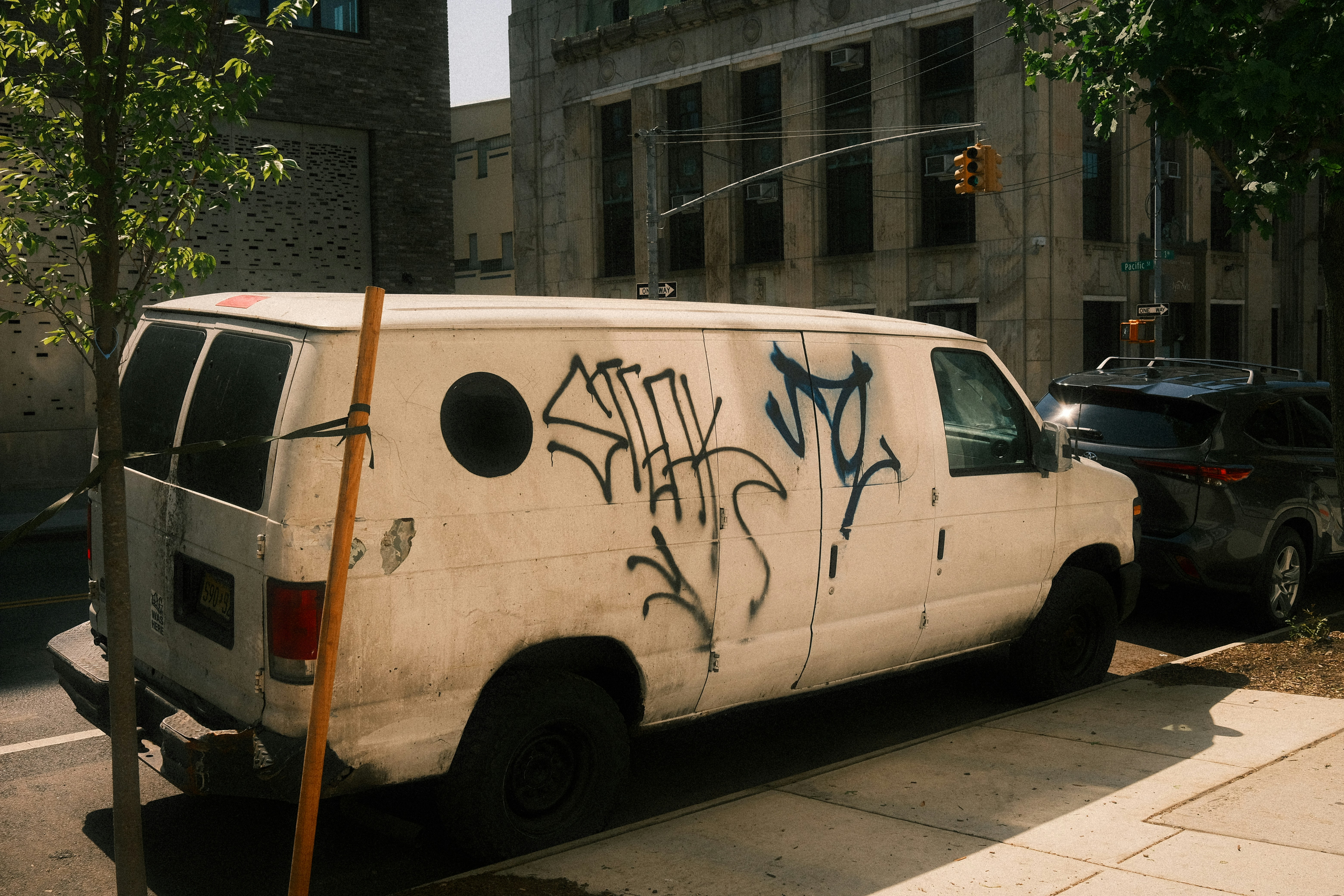 Urban Canvas: The Story of a Forgotten Van