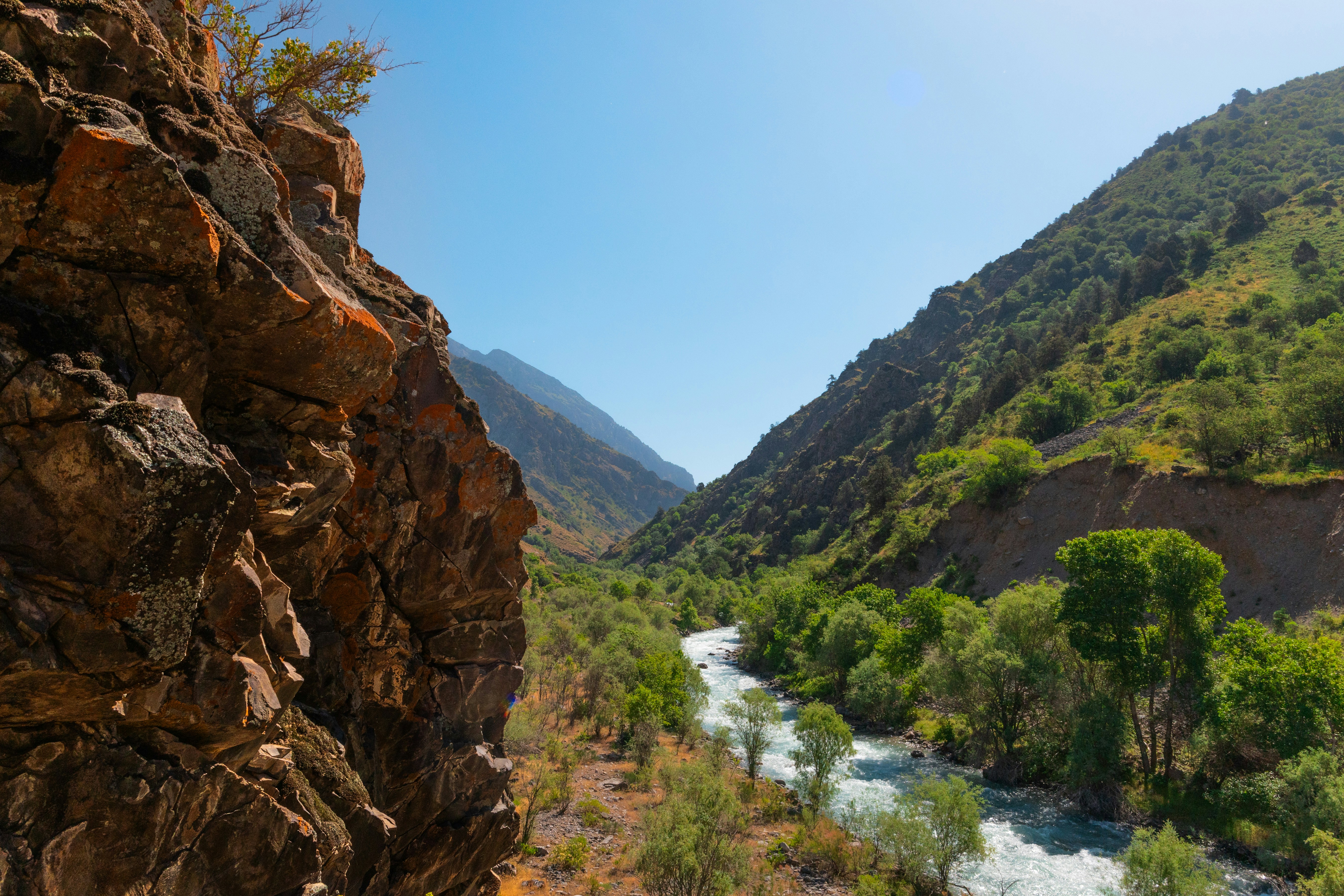 Farkhod Saydullaev (@farkhod) | Komunitas Foto Unsplash