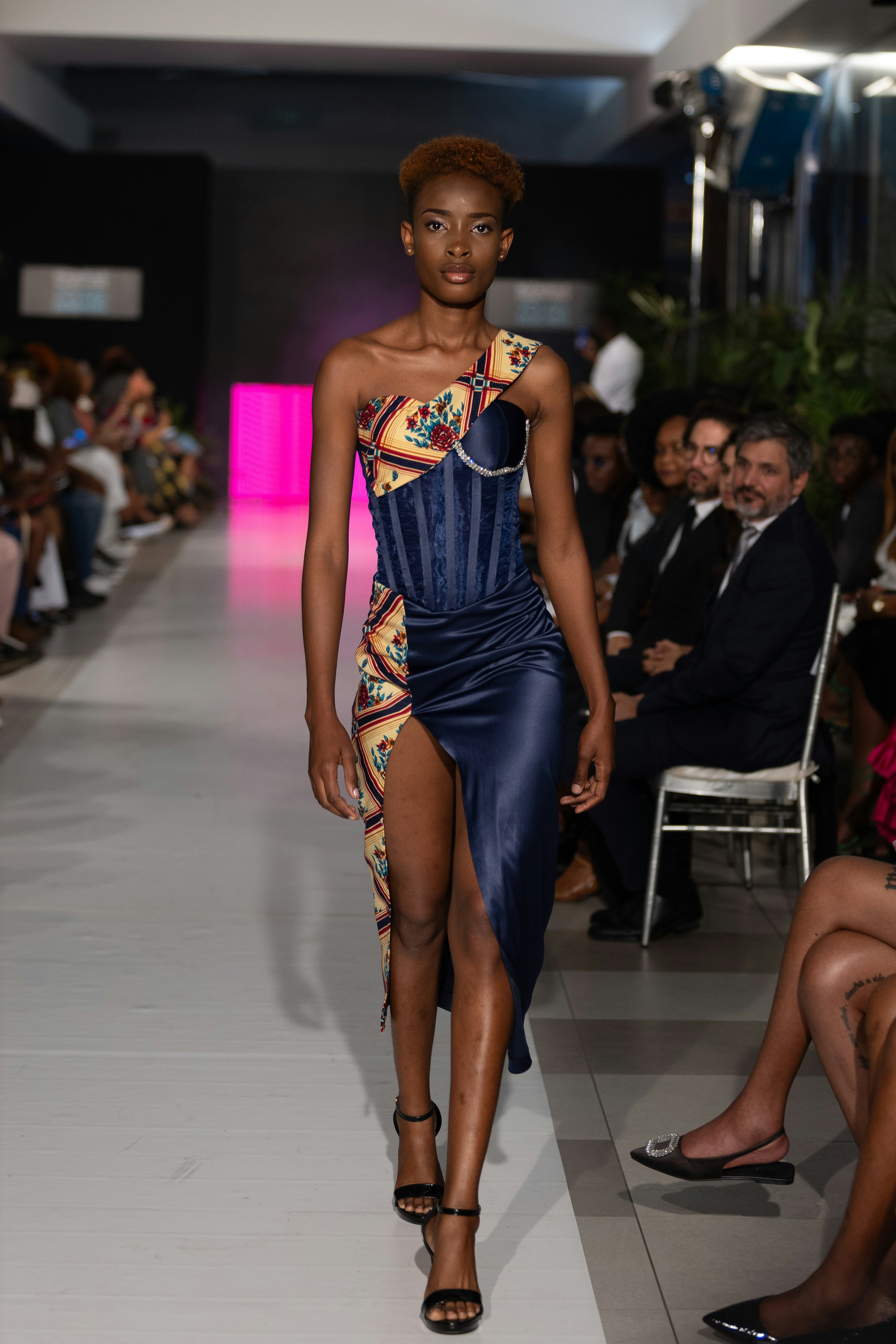 Model walks runway in a unique, stylish dress. photo – Free Fashion ...