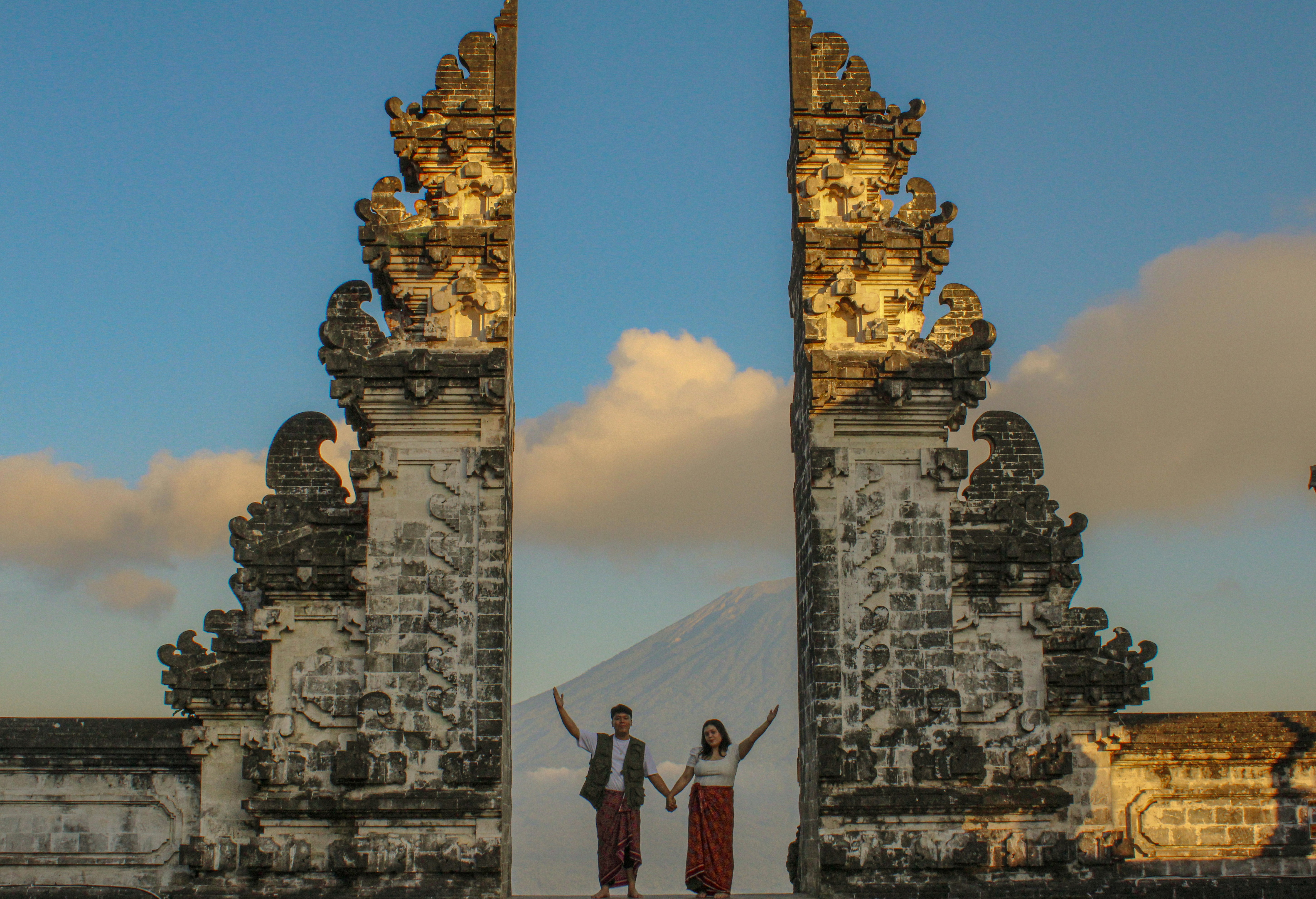 Gateway to the Majestic Peaks