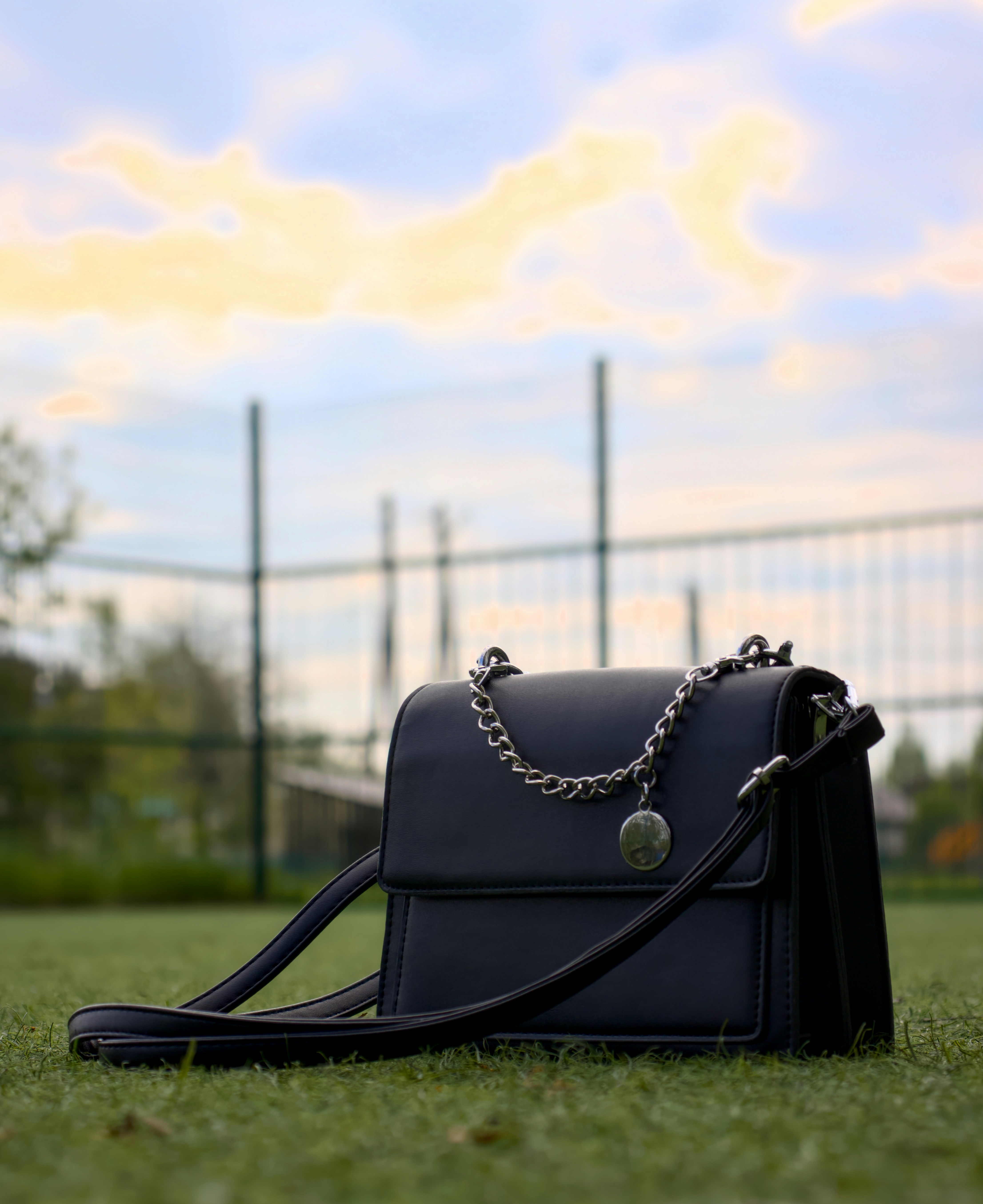 Elegance on the Green: A Stylish Companion