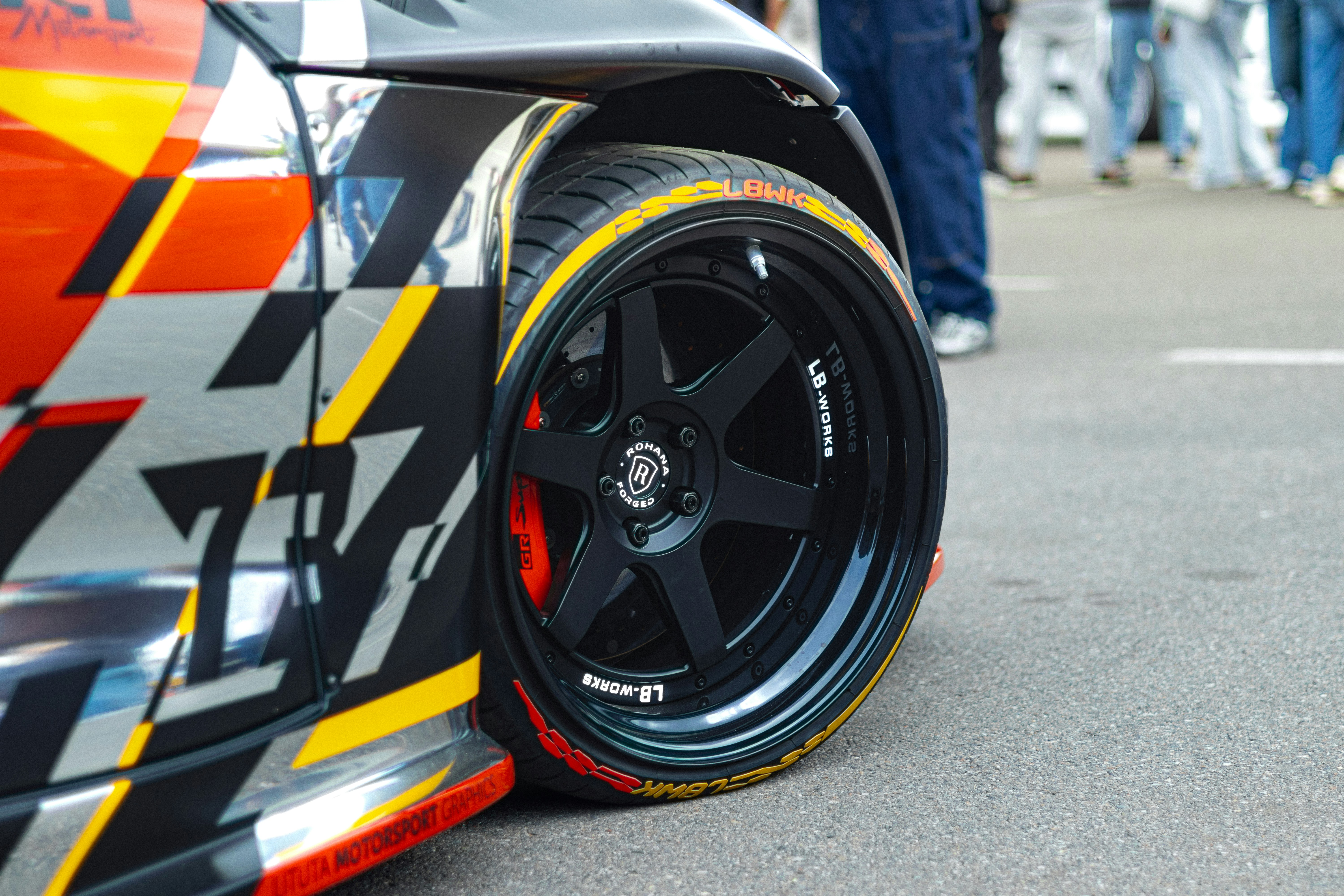Precision on Wheels: The Art of Racing Dynamics