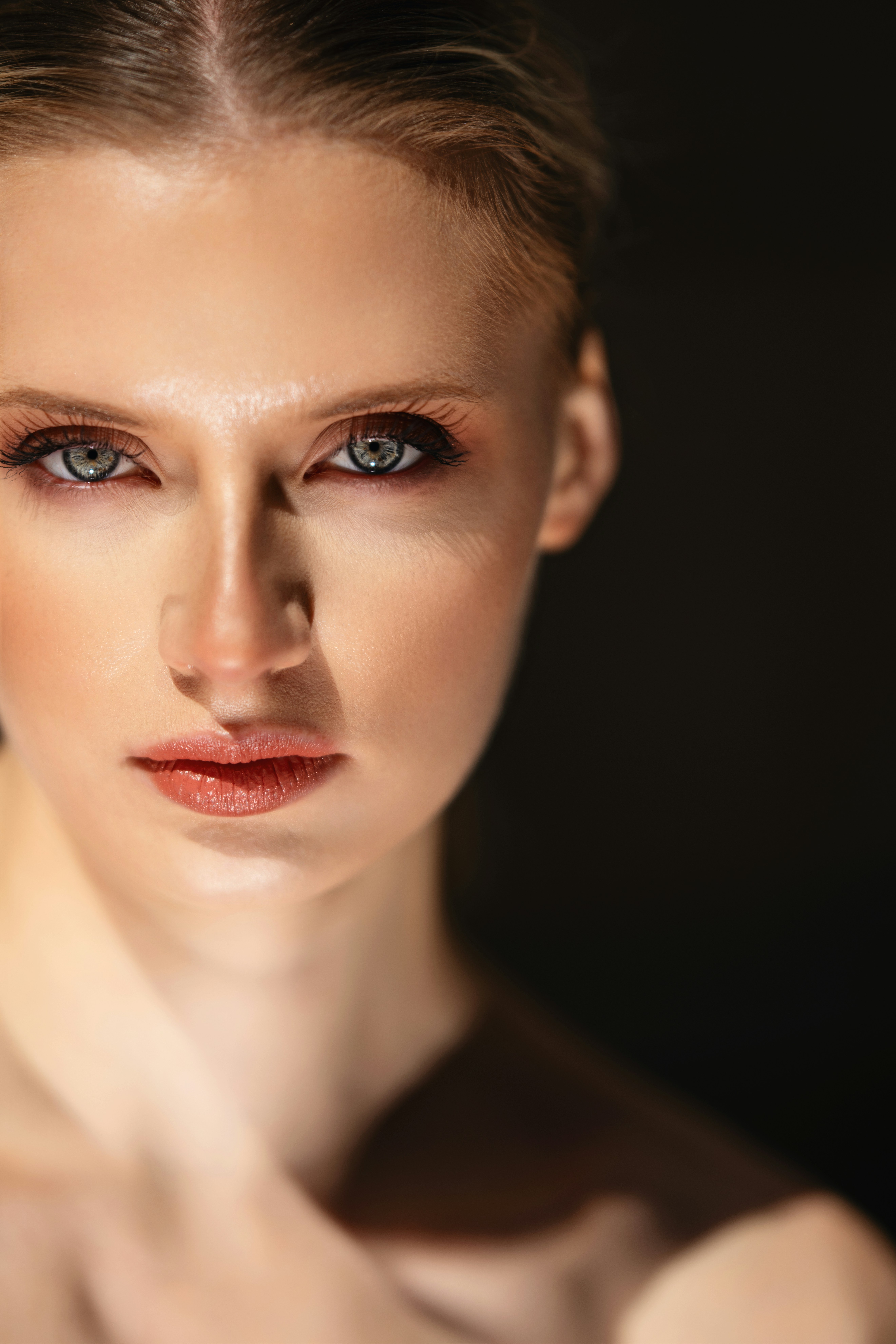 A woman poses for a dramatic portrait. photo – Free Portrait Image on ...