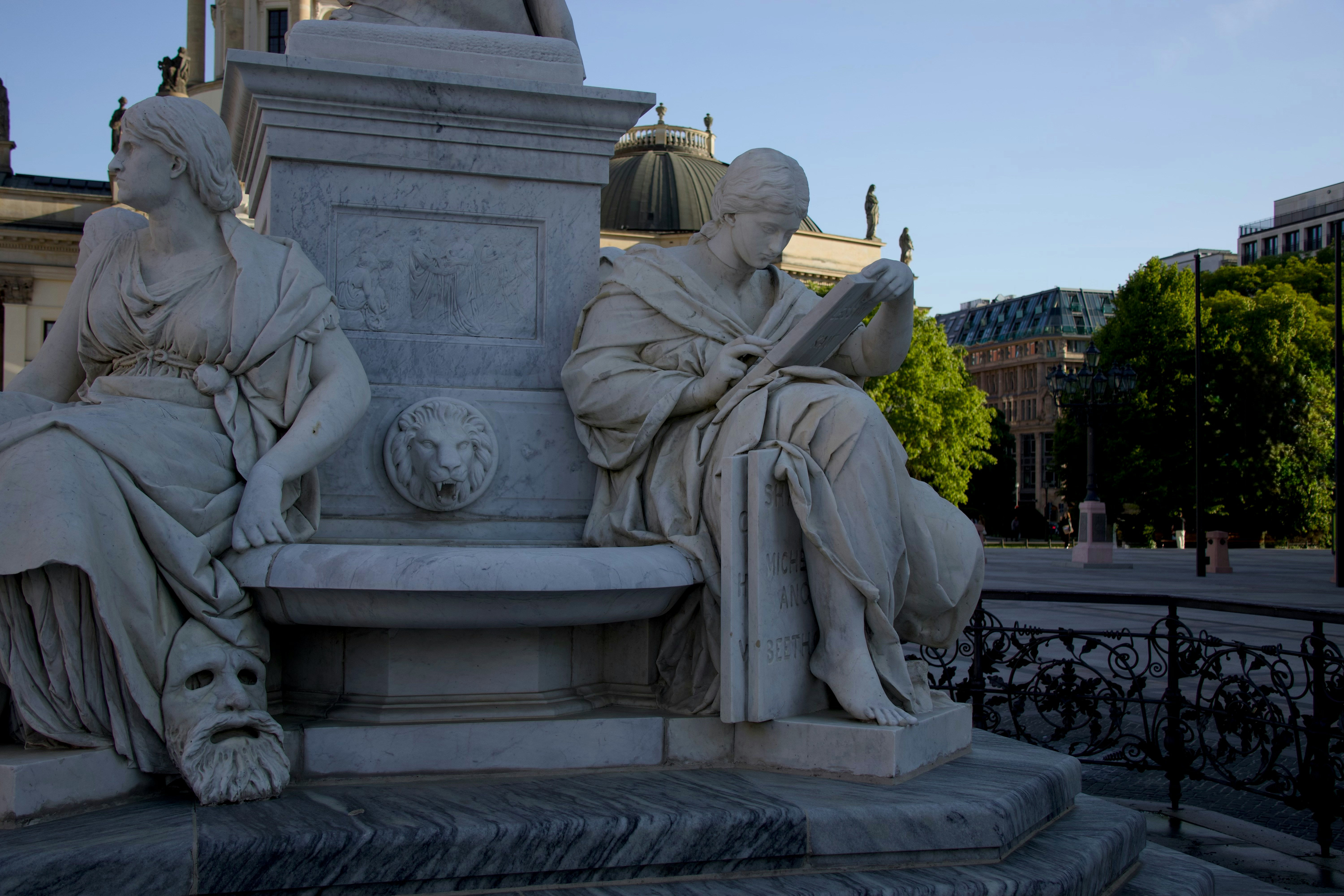 Schiller MonumentDima Kuznetsov