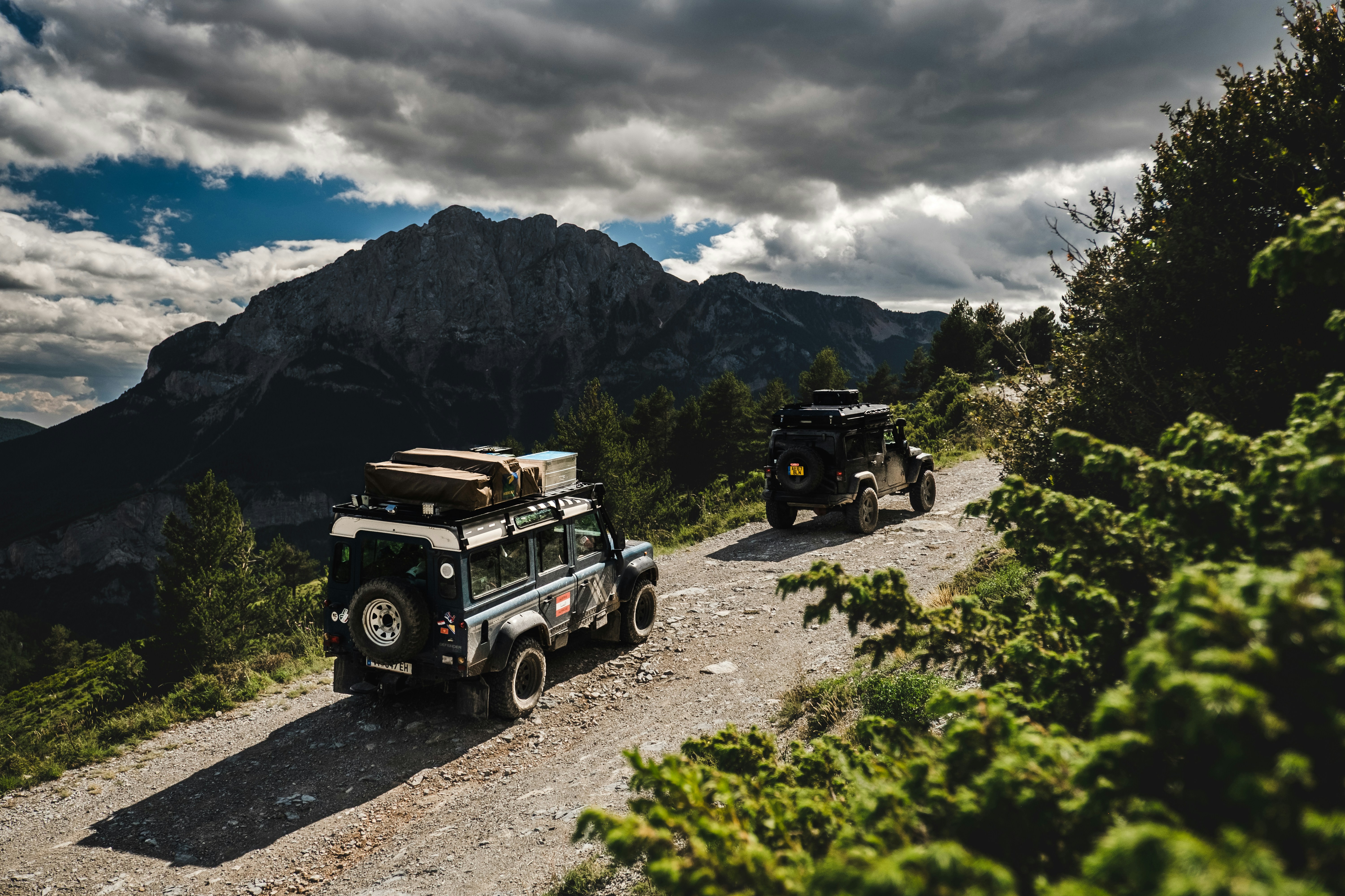 Ridge Run: Dual Land Rovers on a Rocky Alpine Pass