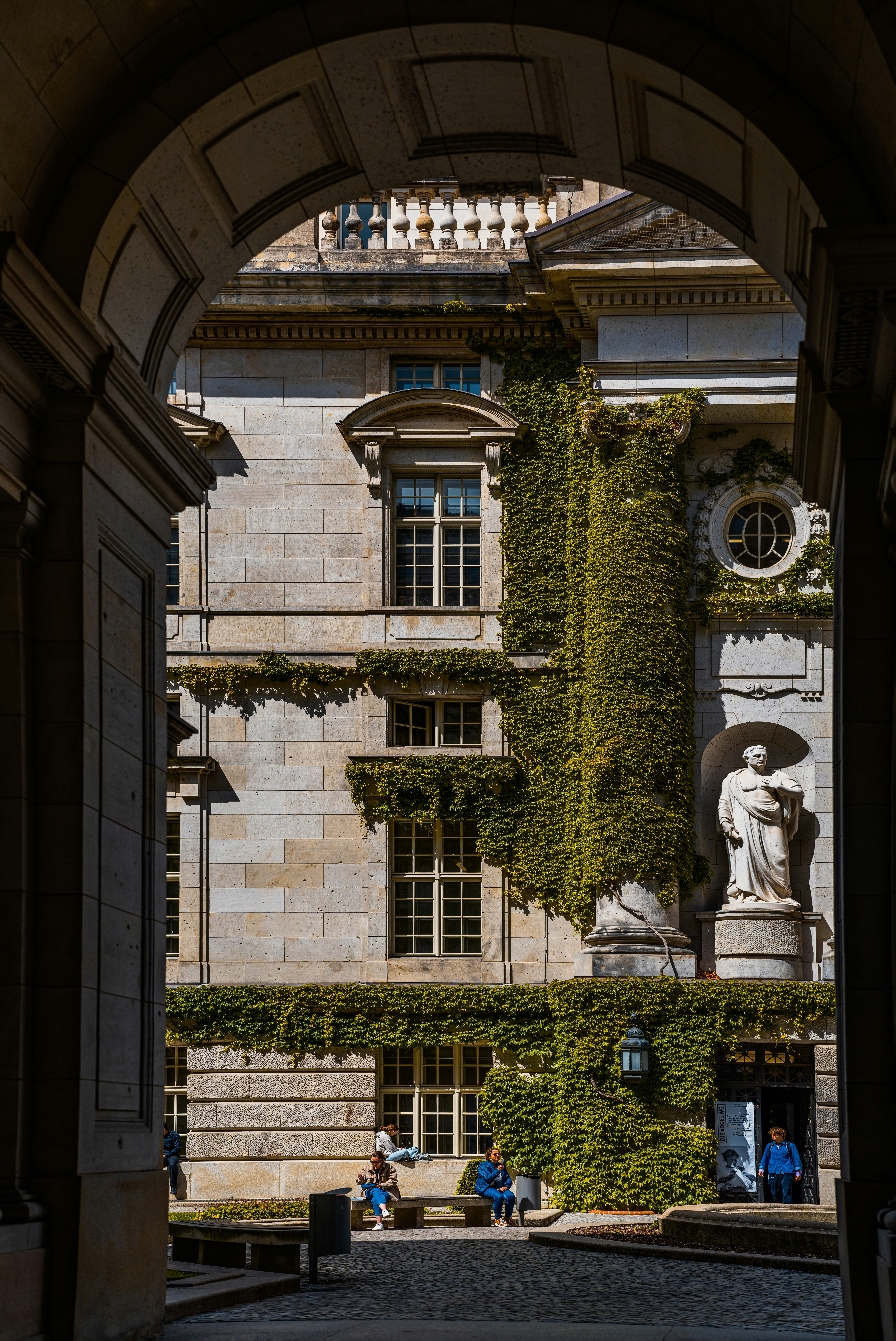 Photo by Jahanzeb Ahsan with Sony Alpha 7 IV