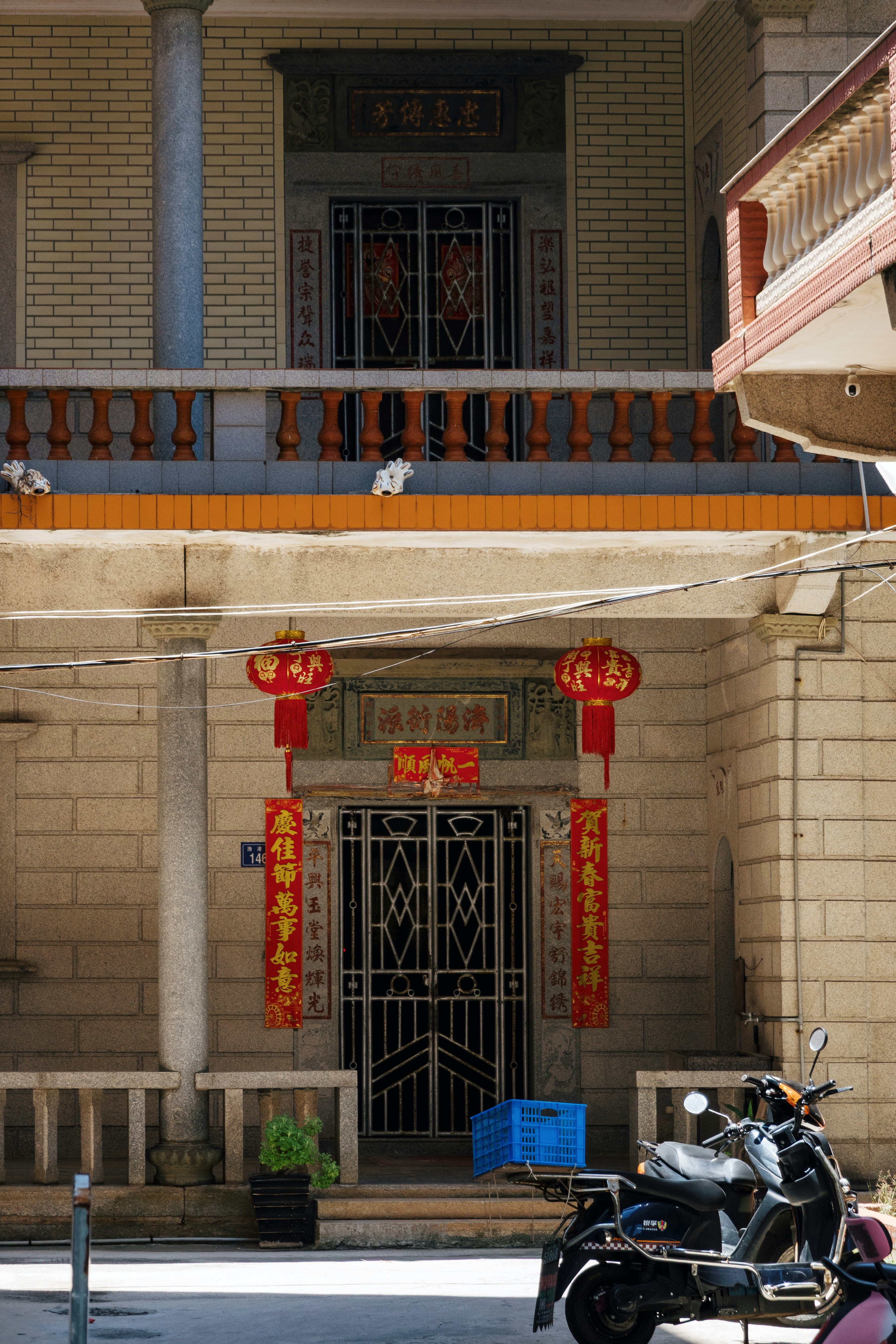 Cultural Echoes: A Glimpse into Traditional Architecture