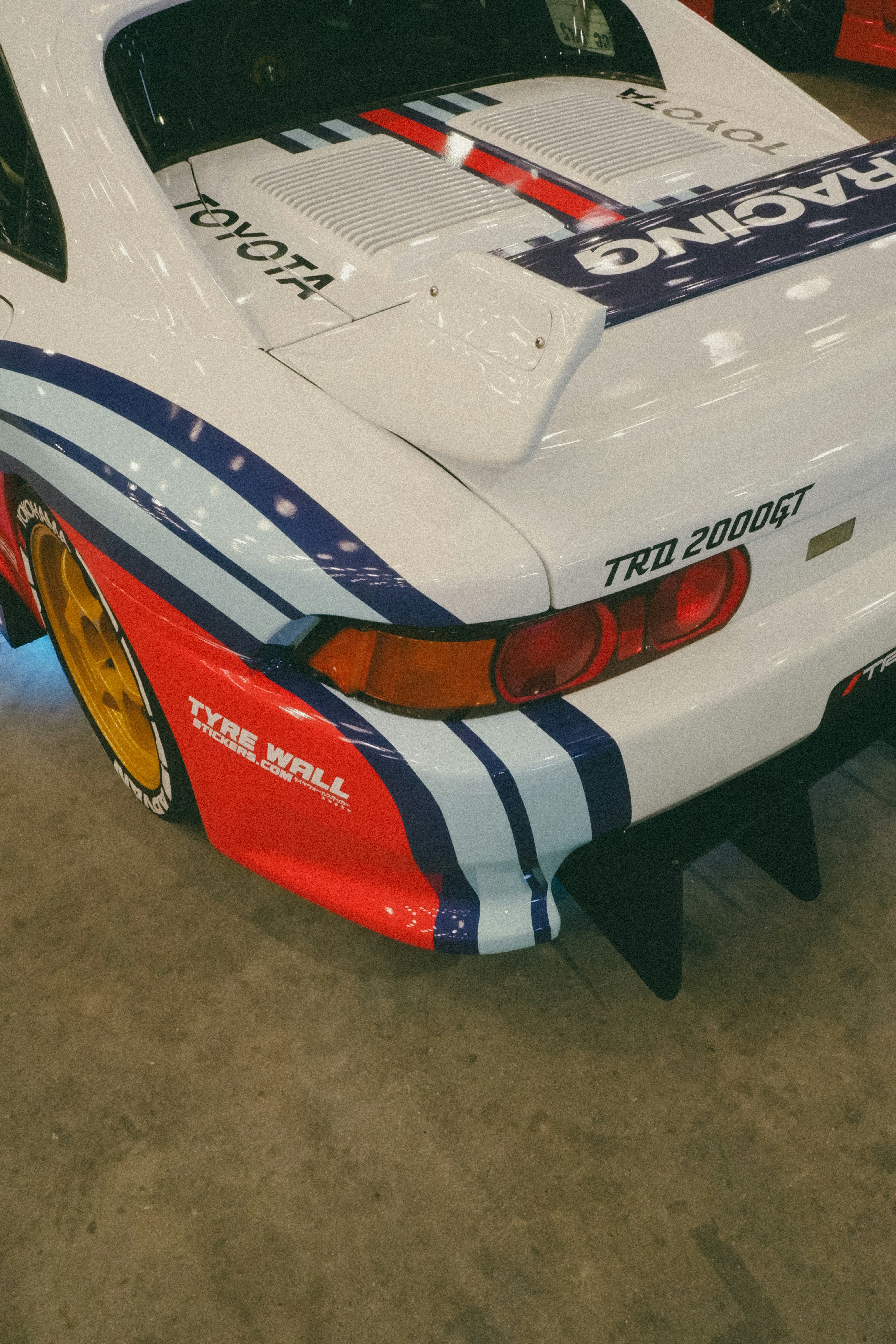 A custom toyota mr2 with racing stripes. photo – Free Car Image on Unsplash
