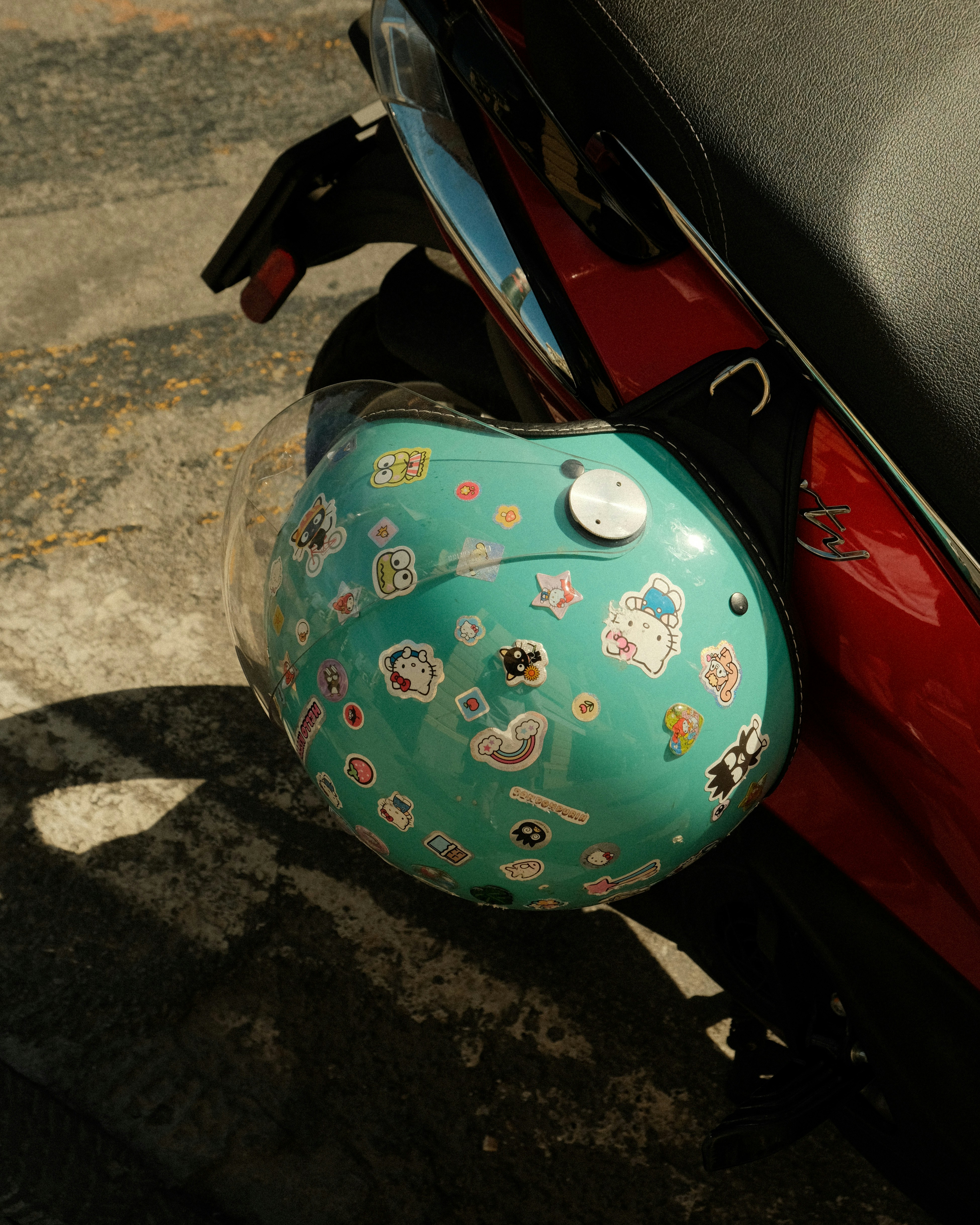 Whimsical Helmet: A Splash of Personality on Two Wheels
