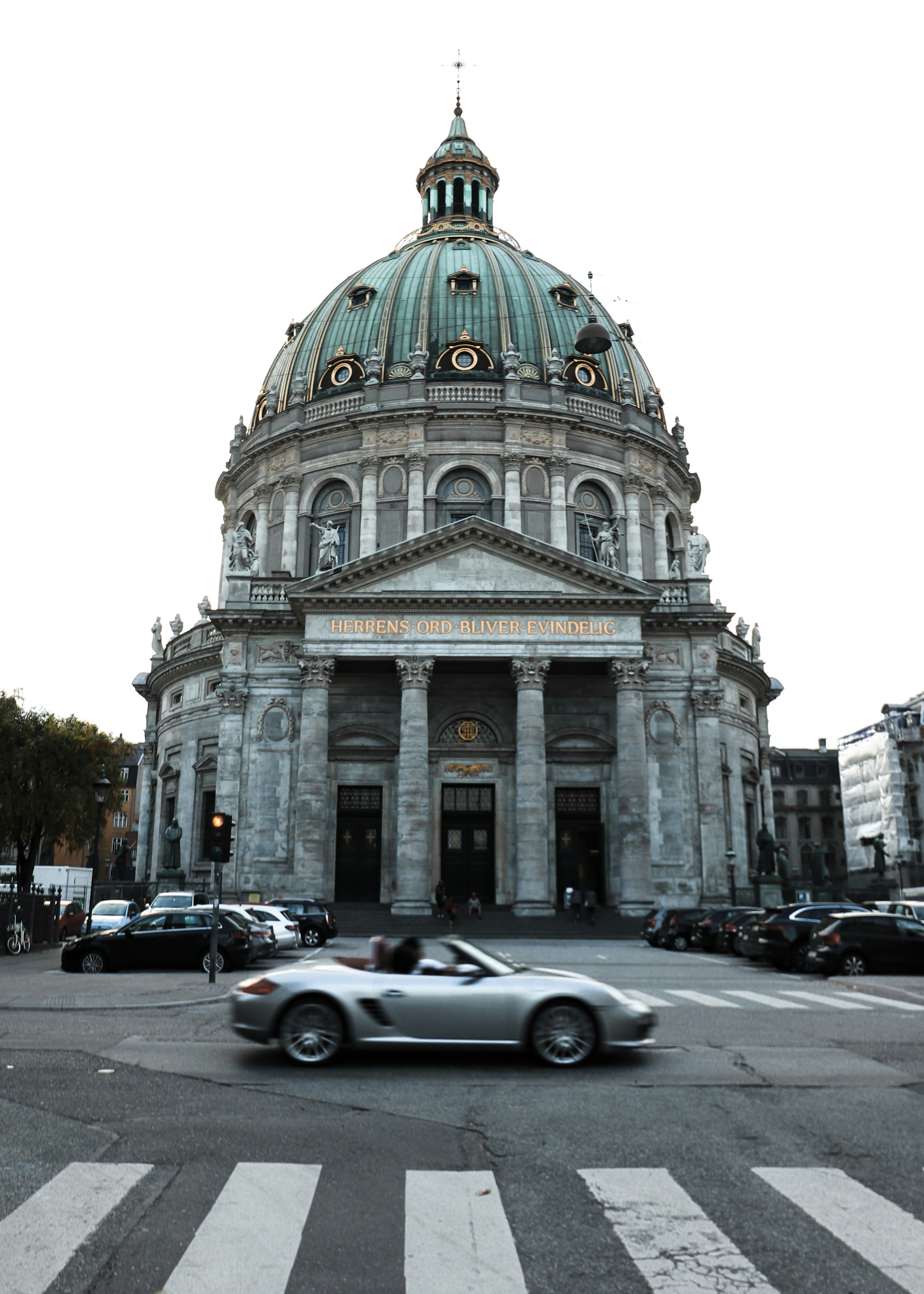 Dome and Drive: Neoclassical Facade in Motion