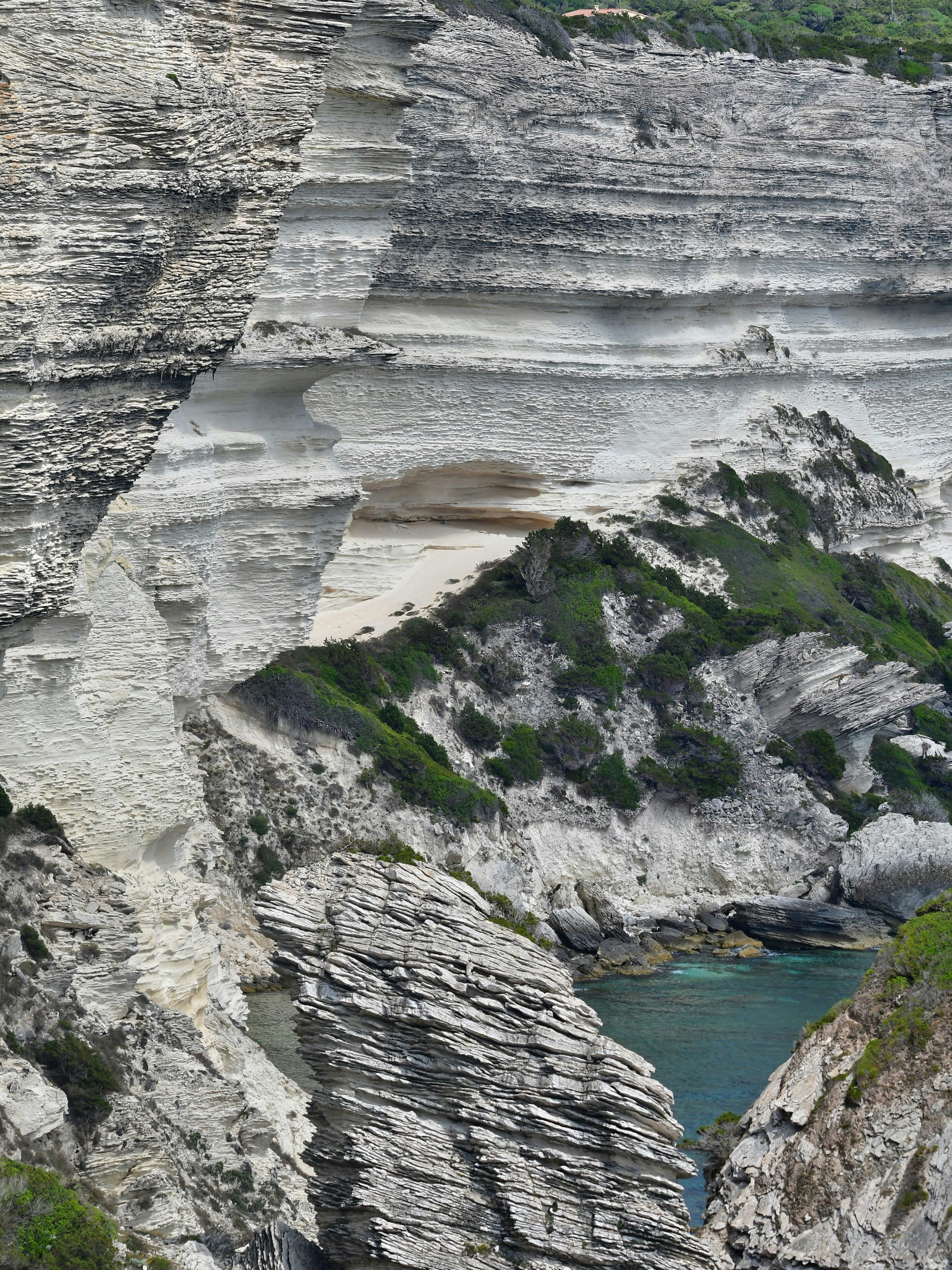 White cliffs rise above the turquoise sea. photo – Free Sea Image on ...