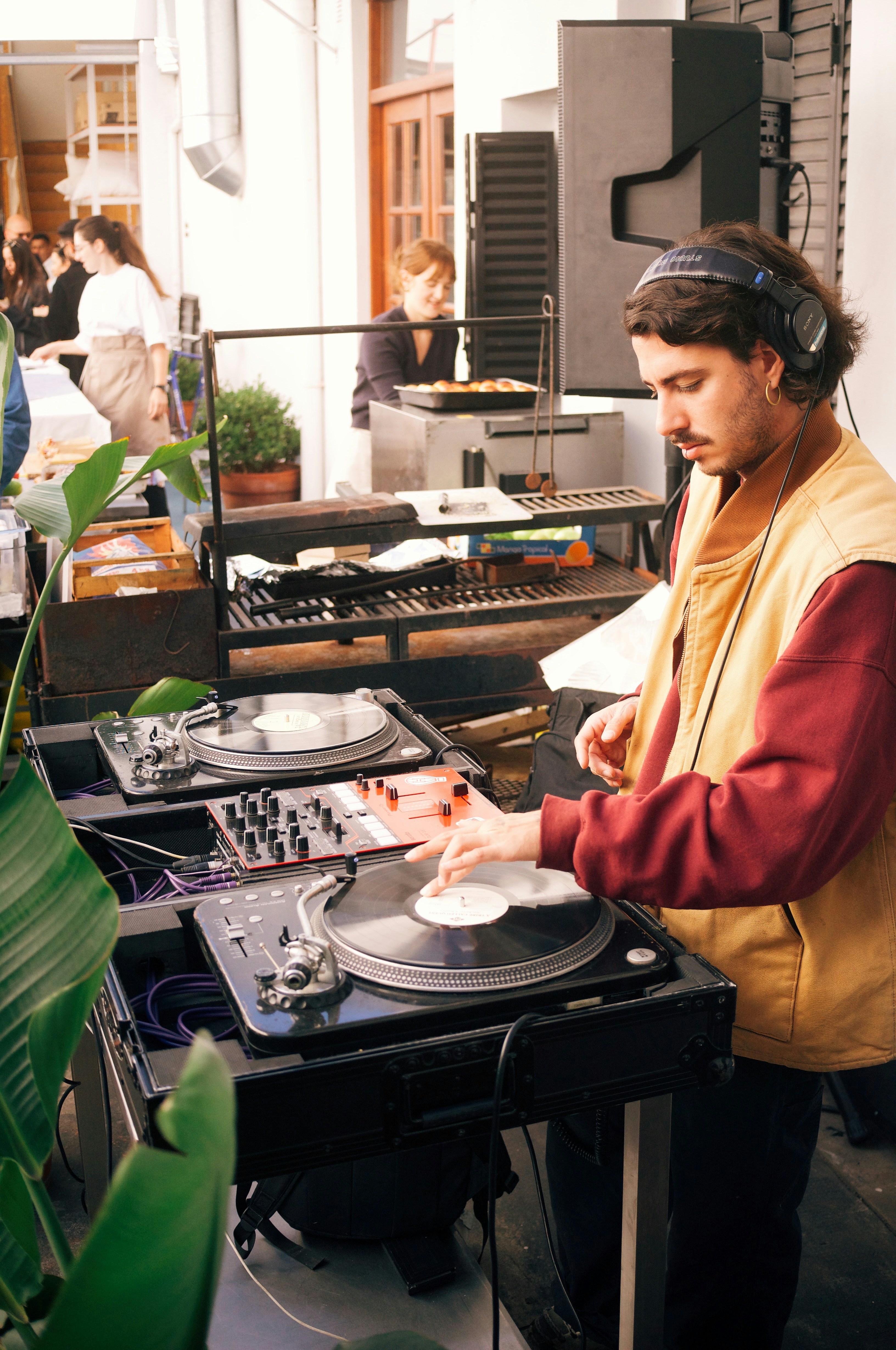 DJ at the Market: A DJ Set Amid a Living Craft Market