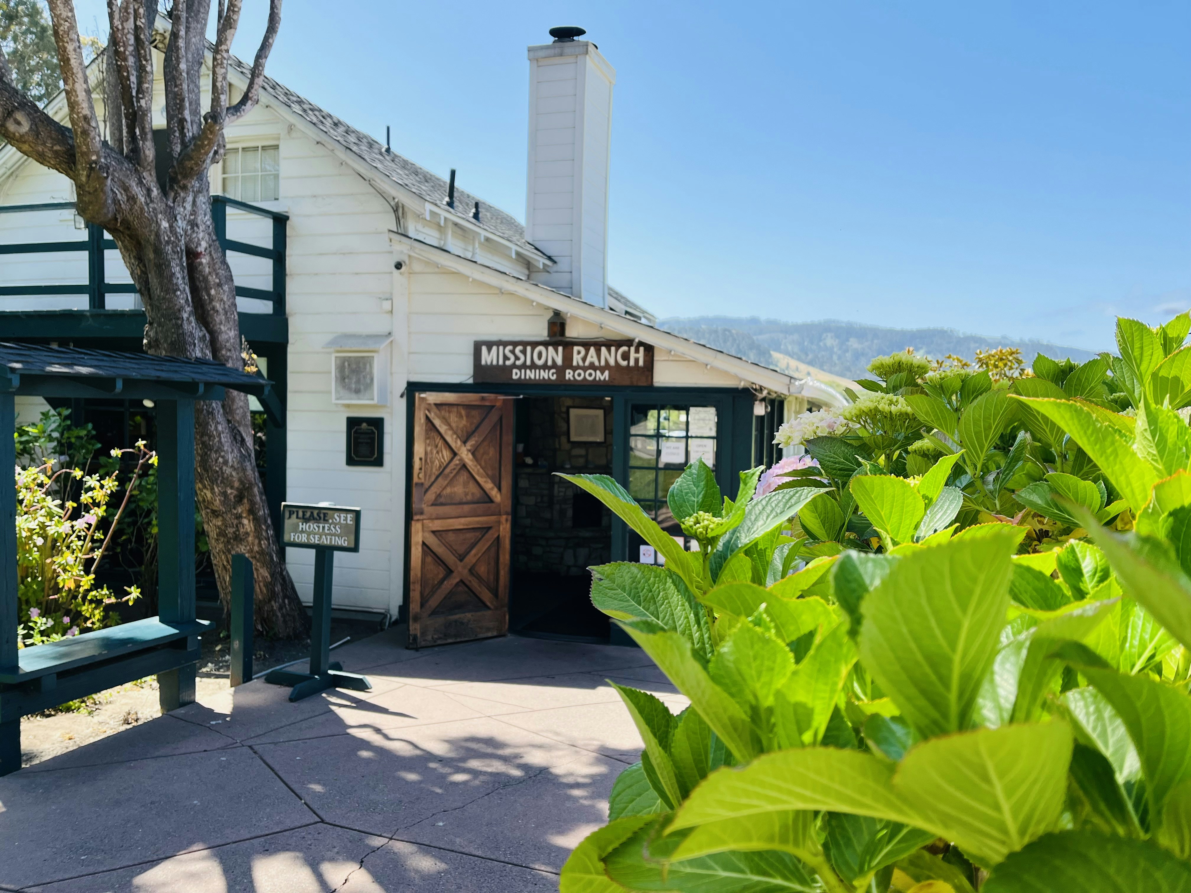 A restaurant with "mission ranch" written on the door. photo – Free ...