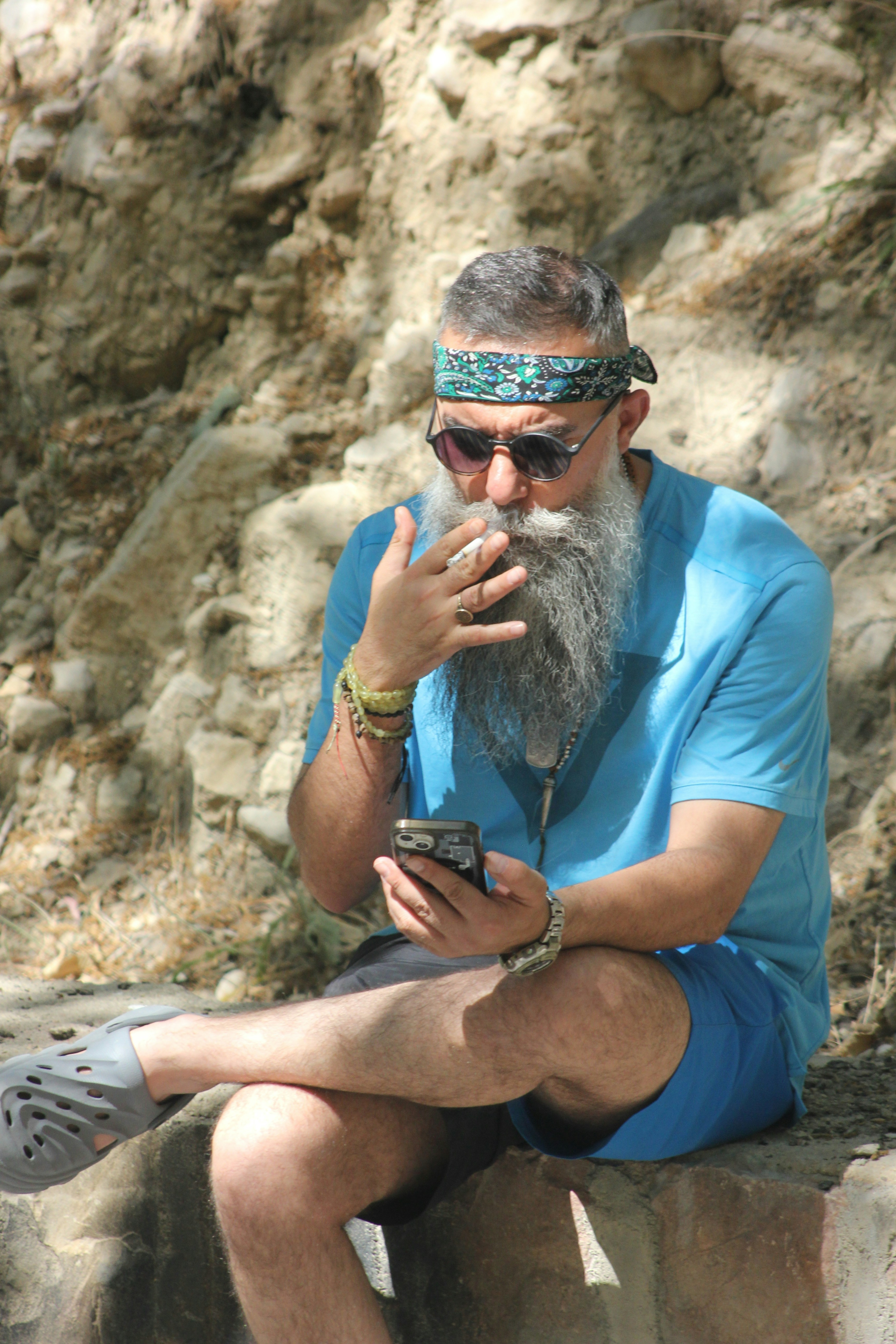 Digital Moments in Nature's Embrace