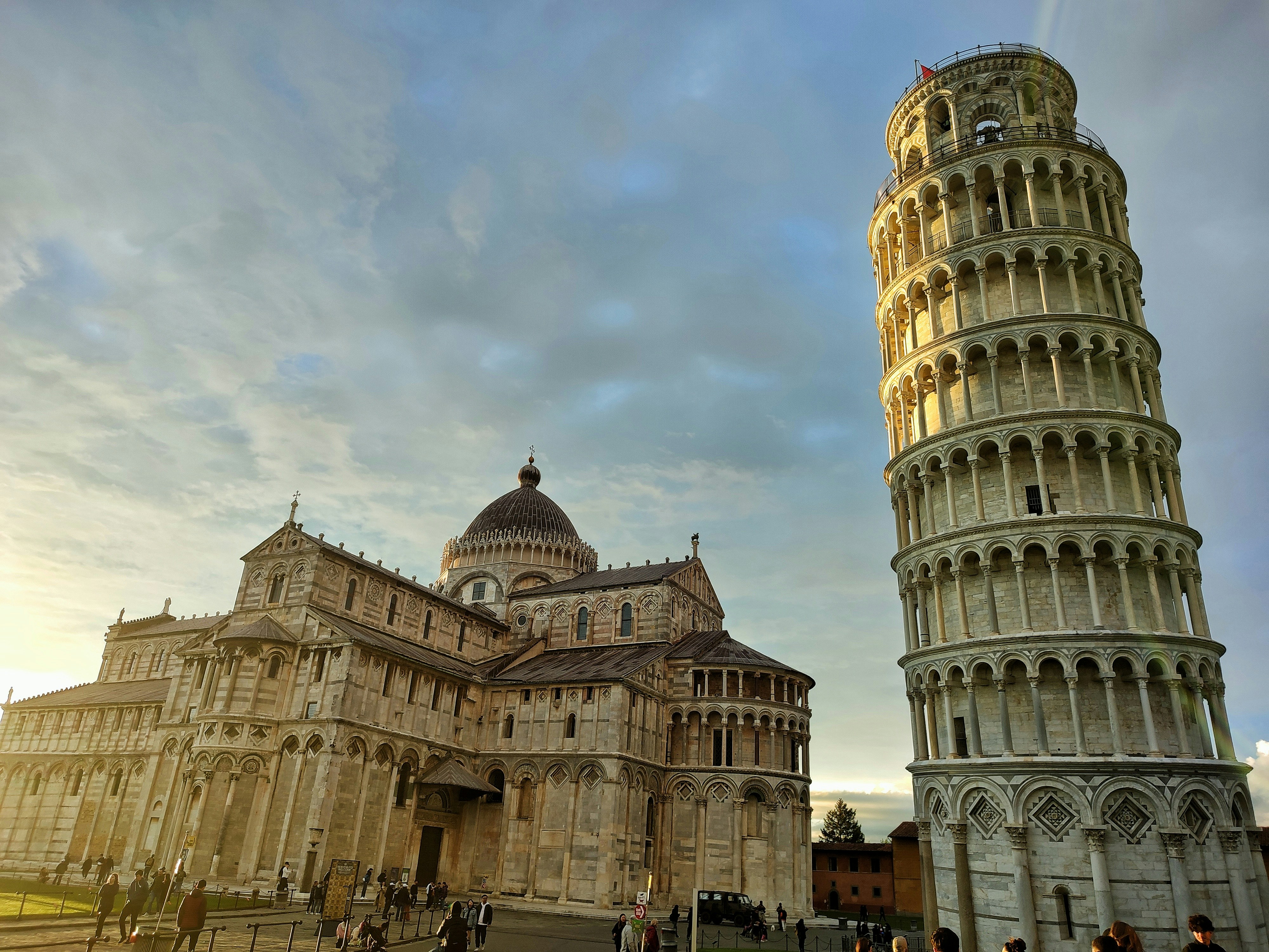The leaning tower of pisa stands tall. photo – Free Aesthetic Image on ...