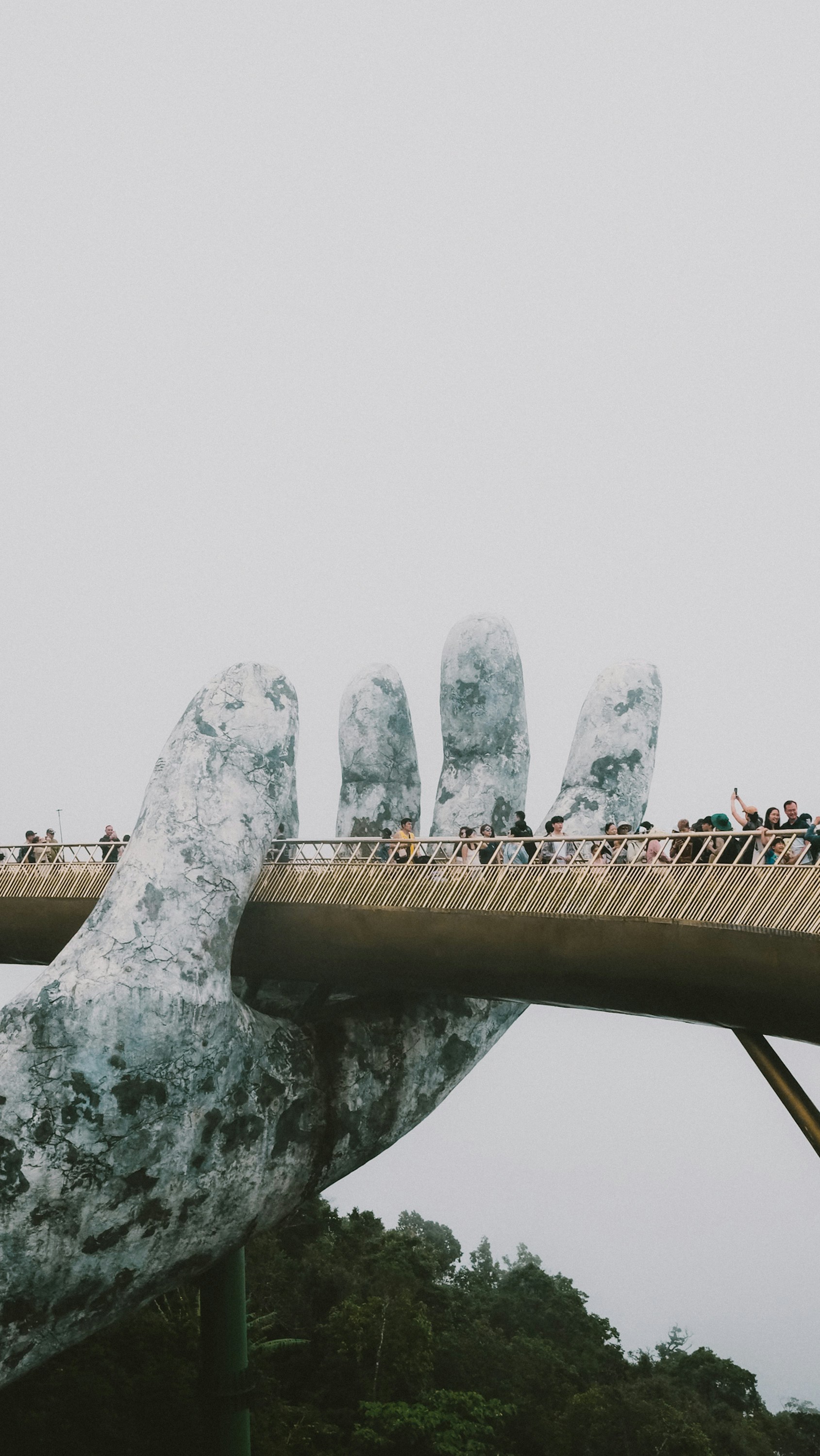 Bridge of Giants: The Hand Supporting a Crowd