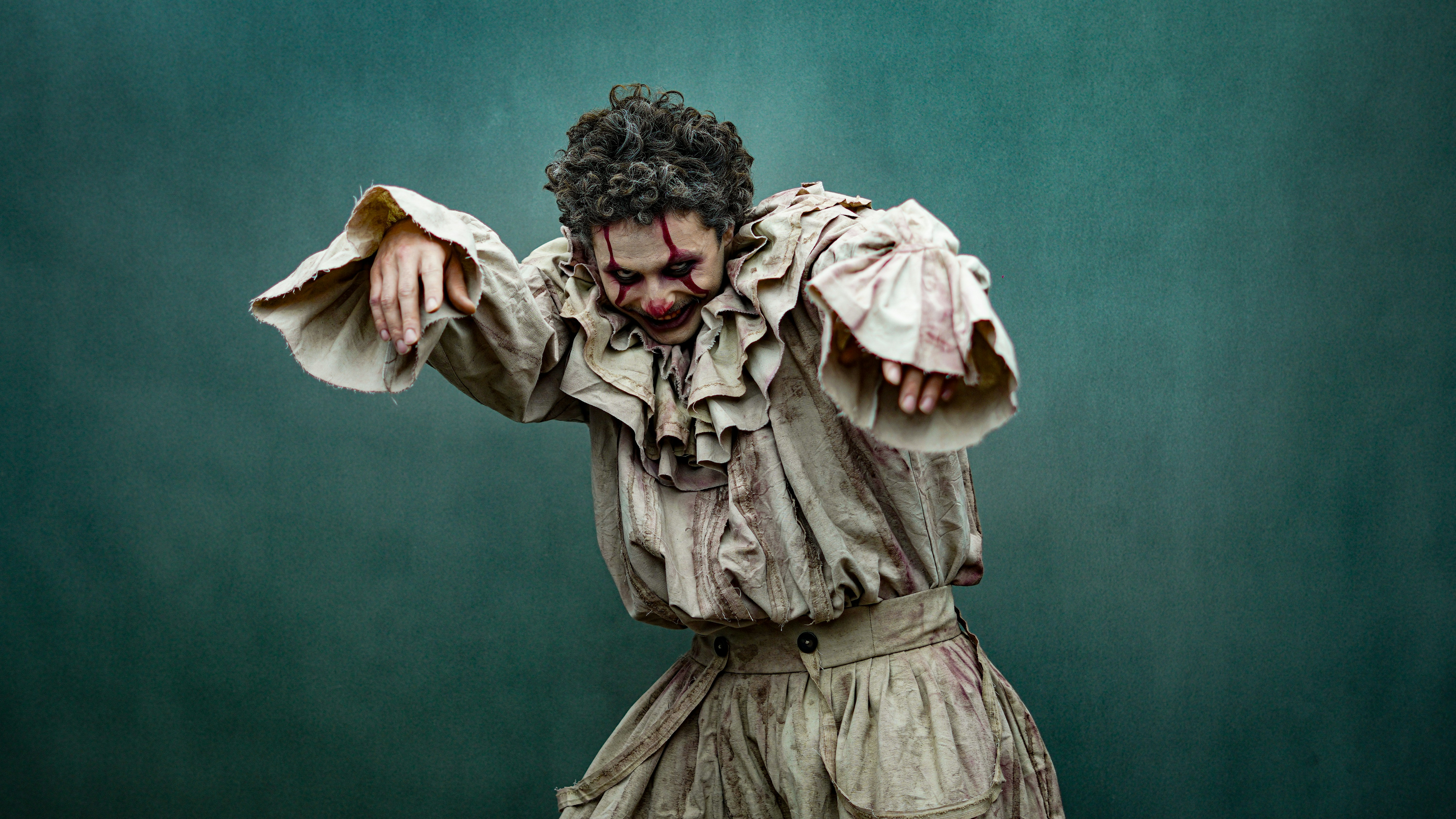 A creepy clown with bloody face. photo – Free Grunge texture Image on ...