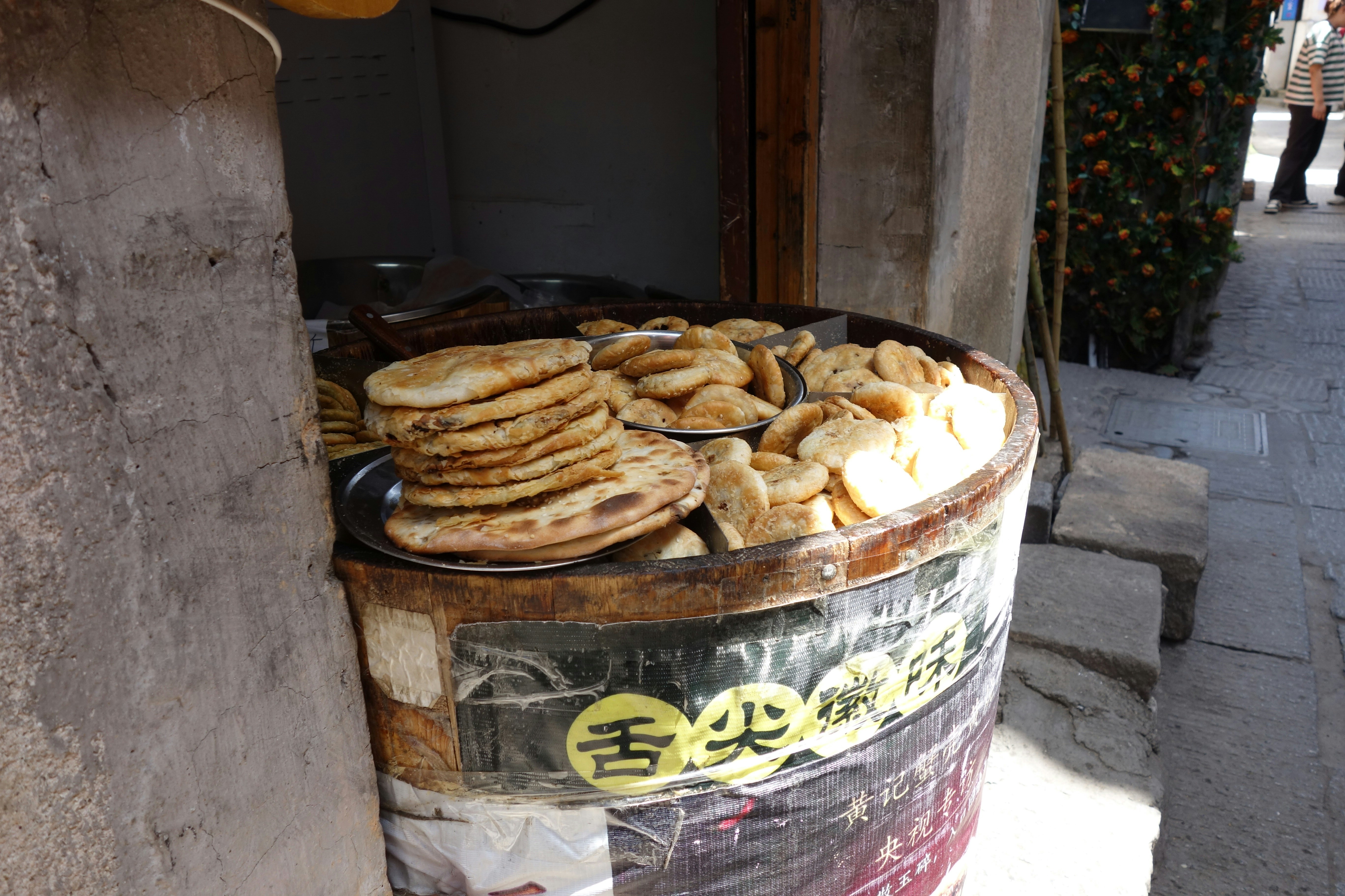 A Taste of Tradition: Local Breads at the Market