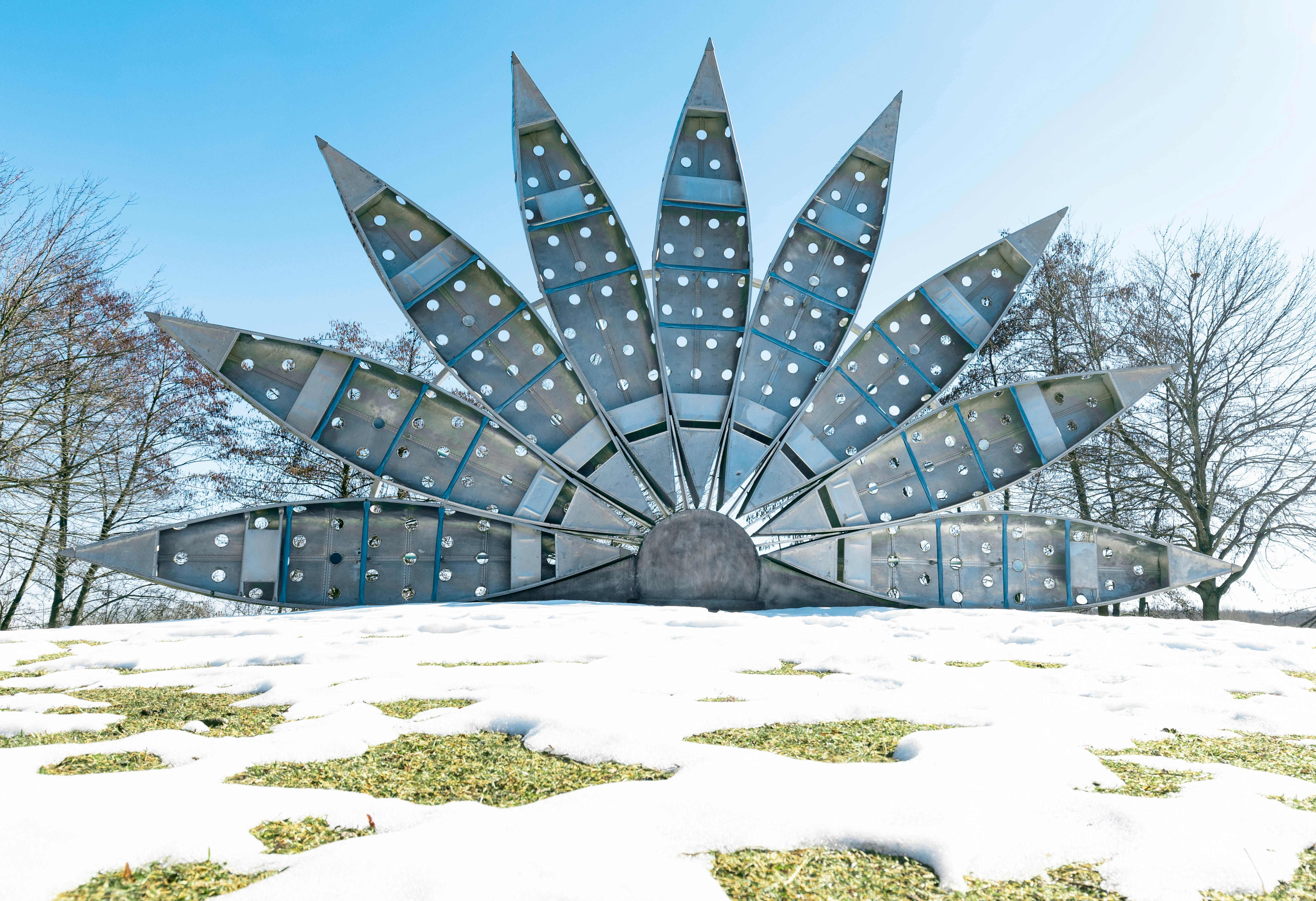 Metallic Flora: A Modern Tribute to Nature