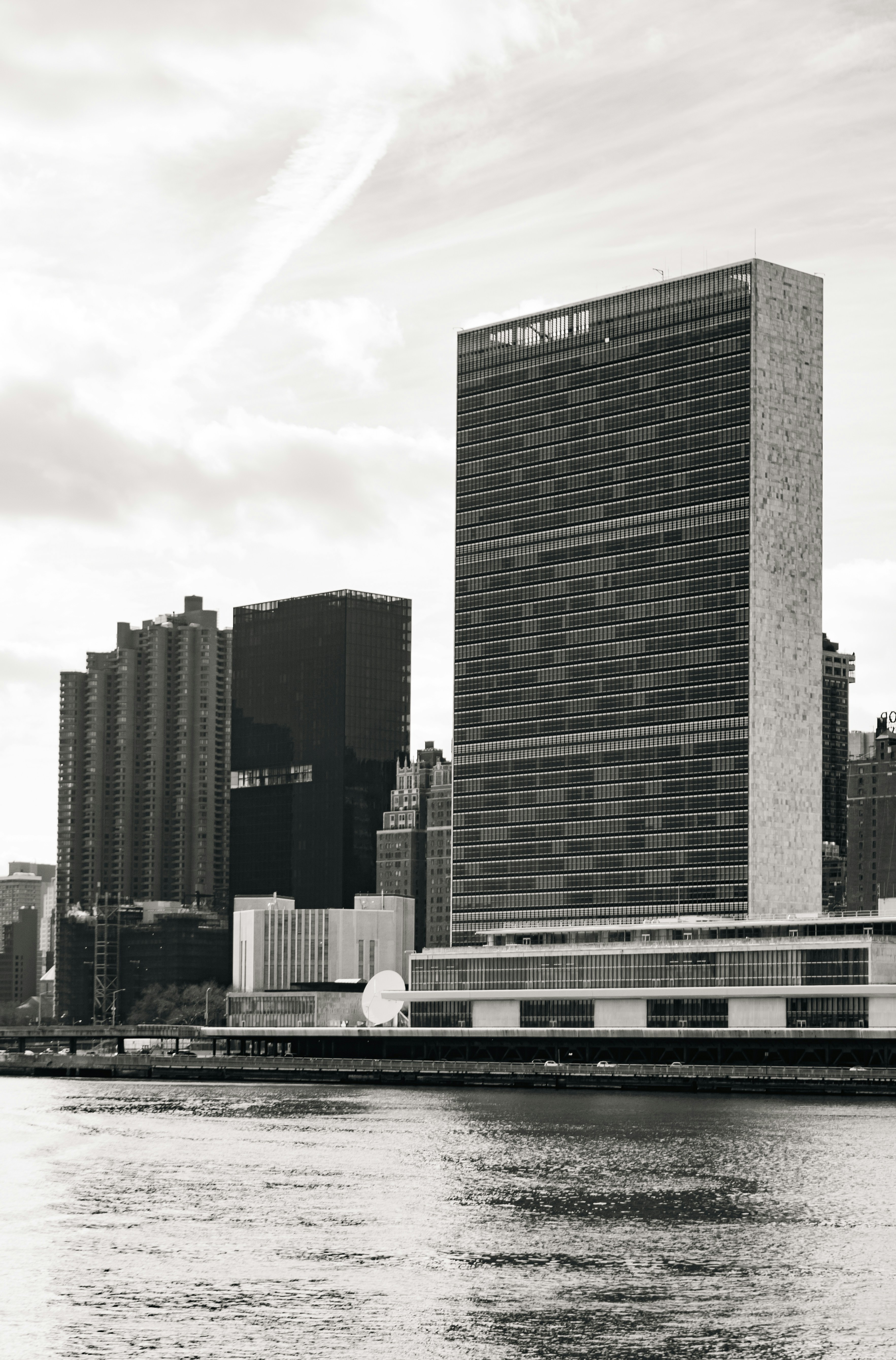 The united nations headquarters in new york city. photo – Free Building ...