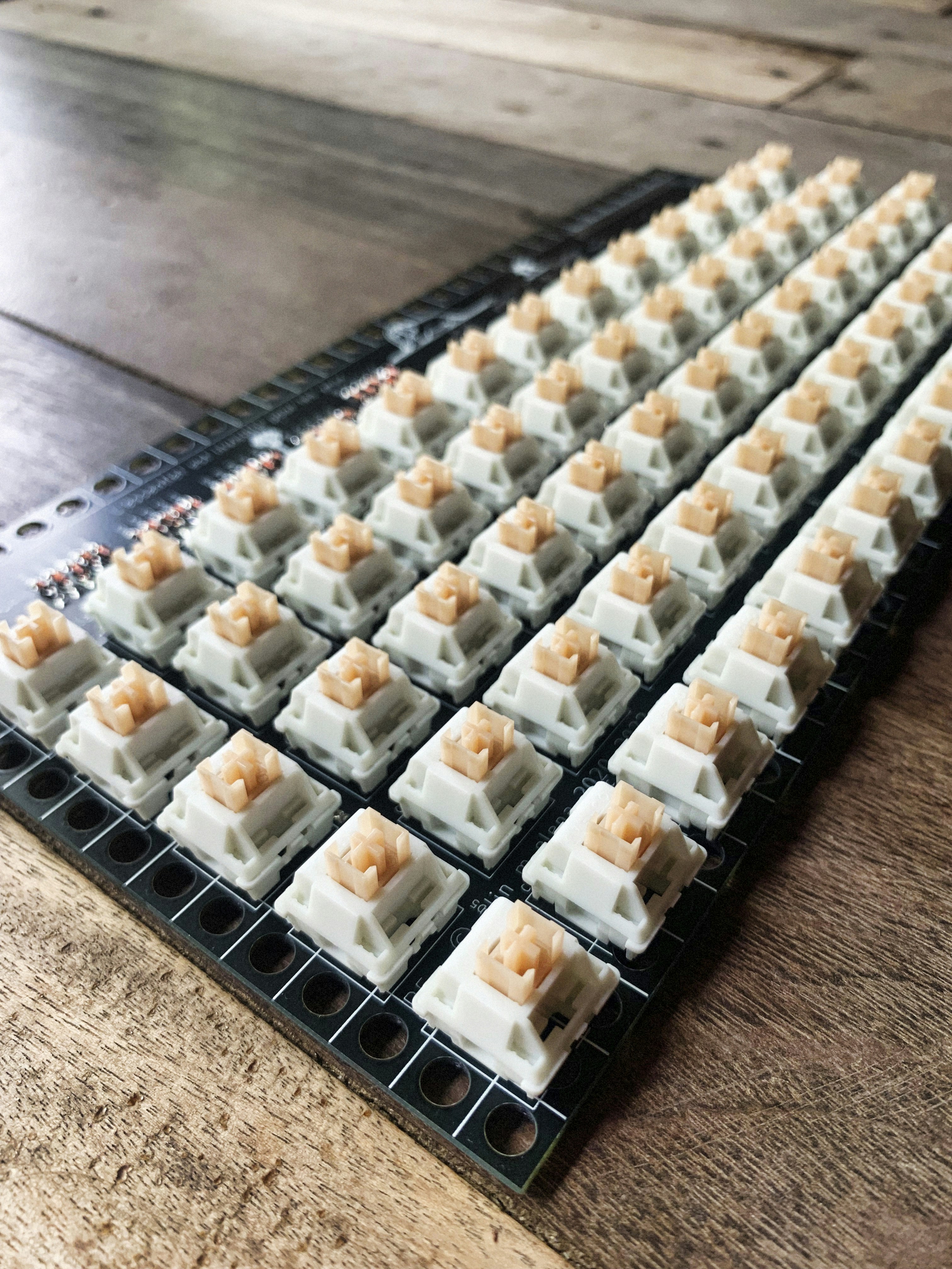 Mechanical keyboard switches are arranged on a grid. photo – Free Food ...