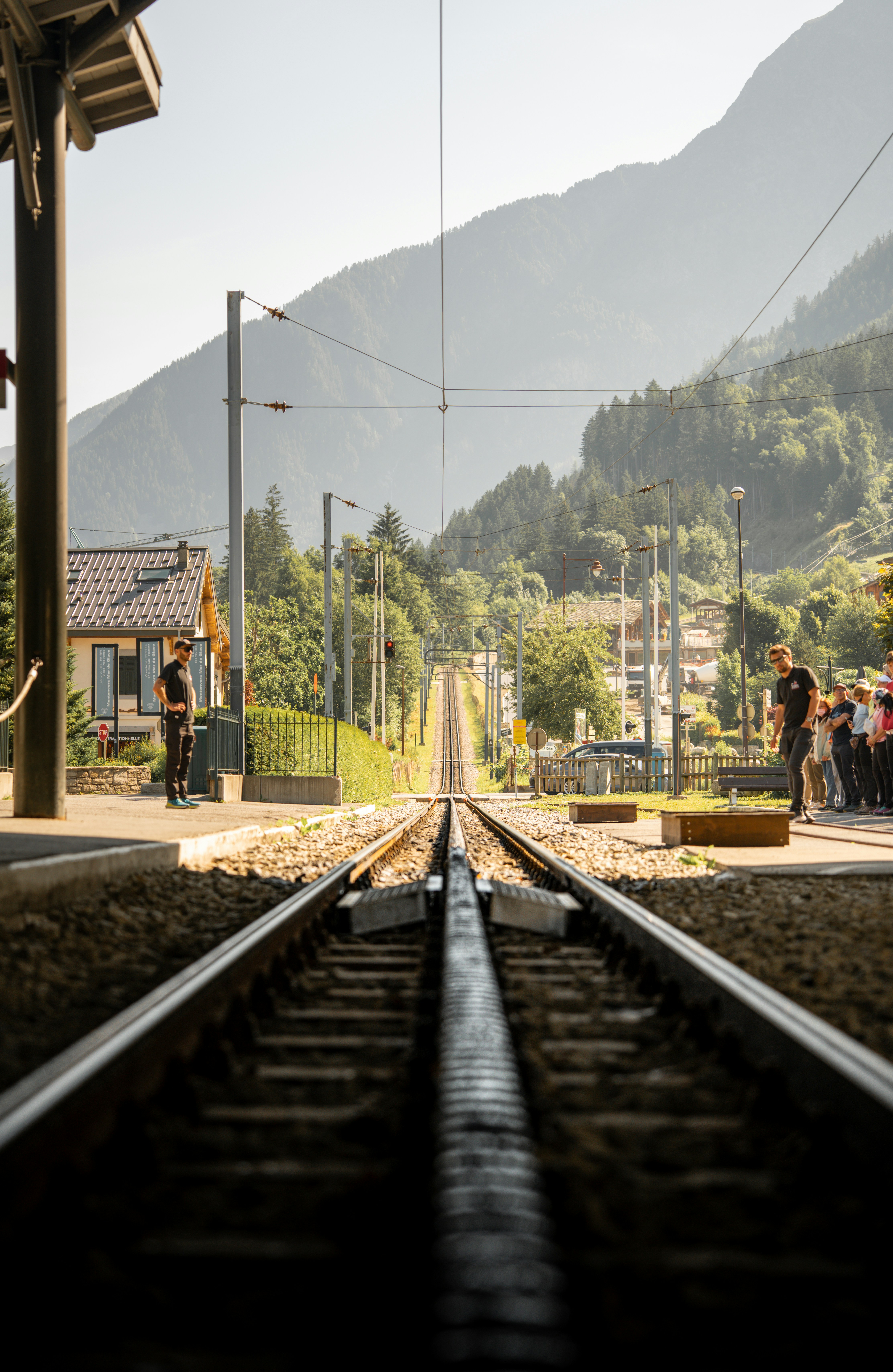 Dawn Convergence on the Alpine Platform