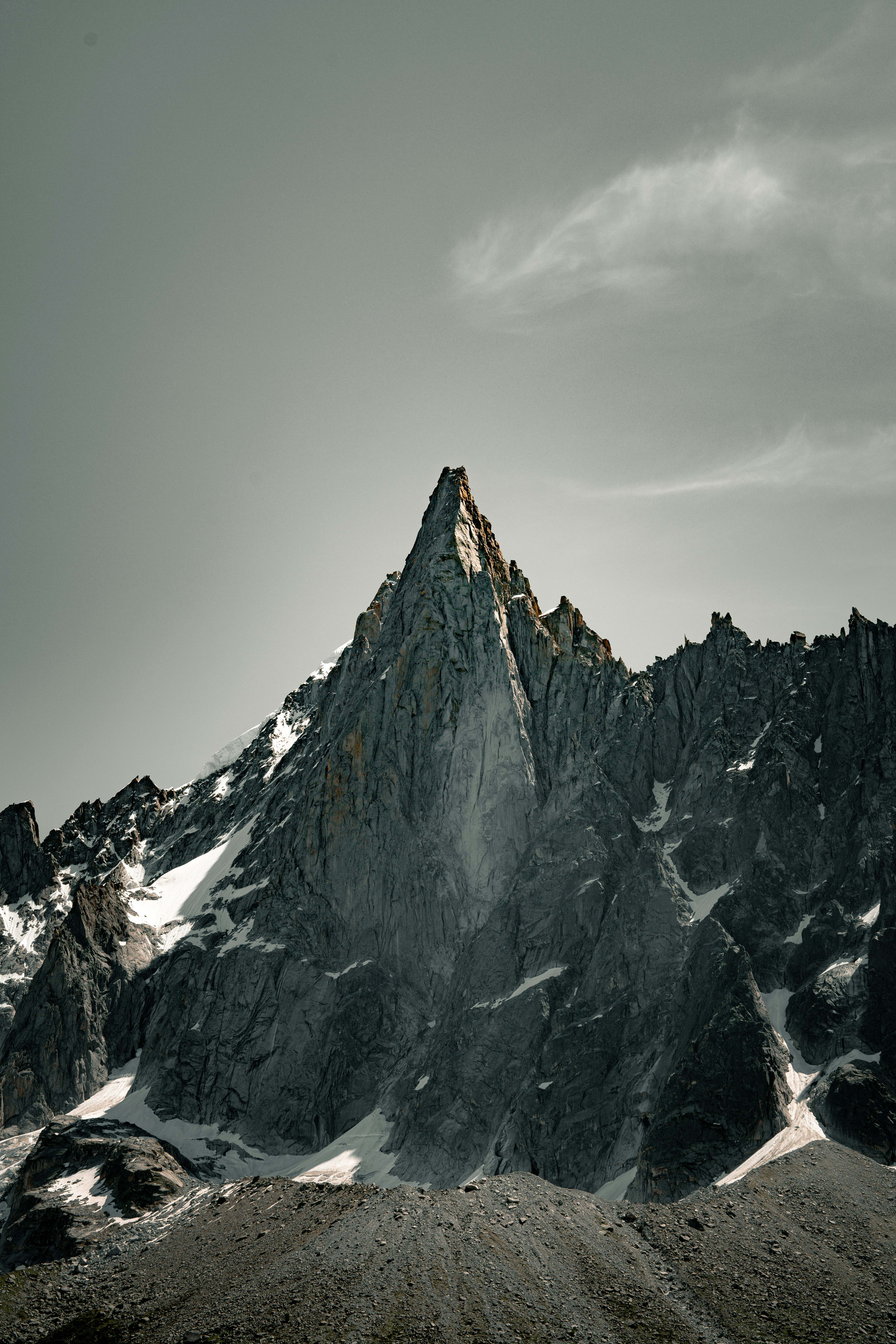 The Sentinel of the PeaksThibault Lam Tran