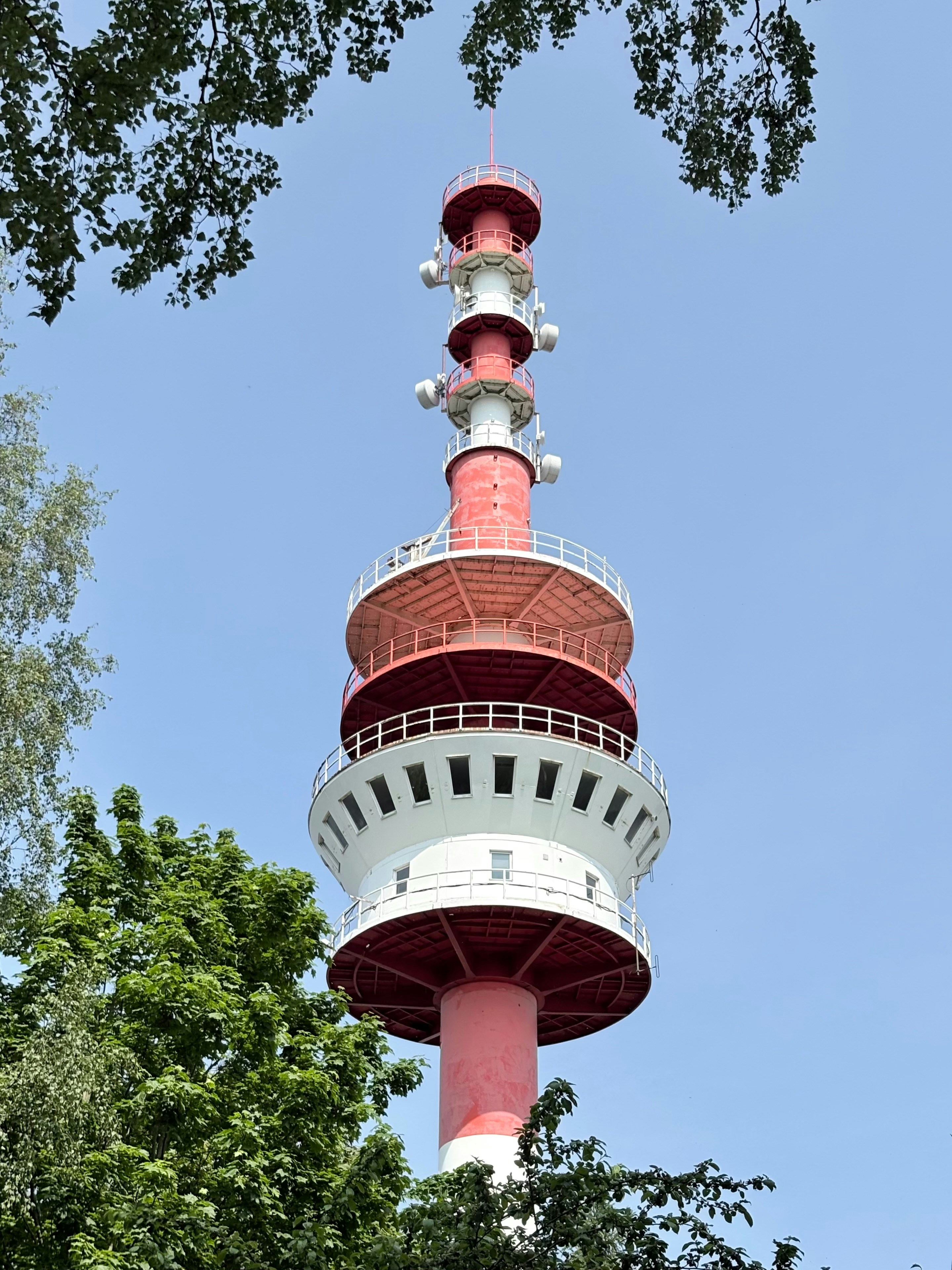 Urban Sentinel: The Towering Communicator