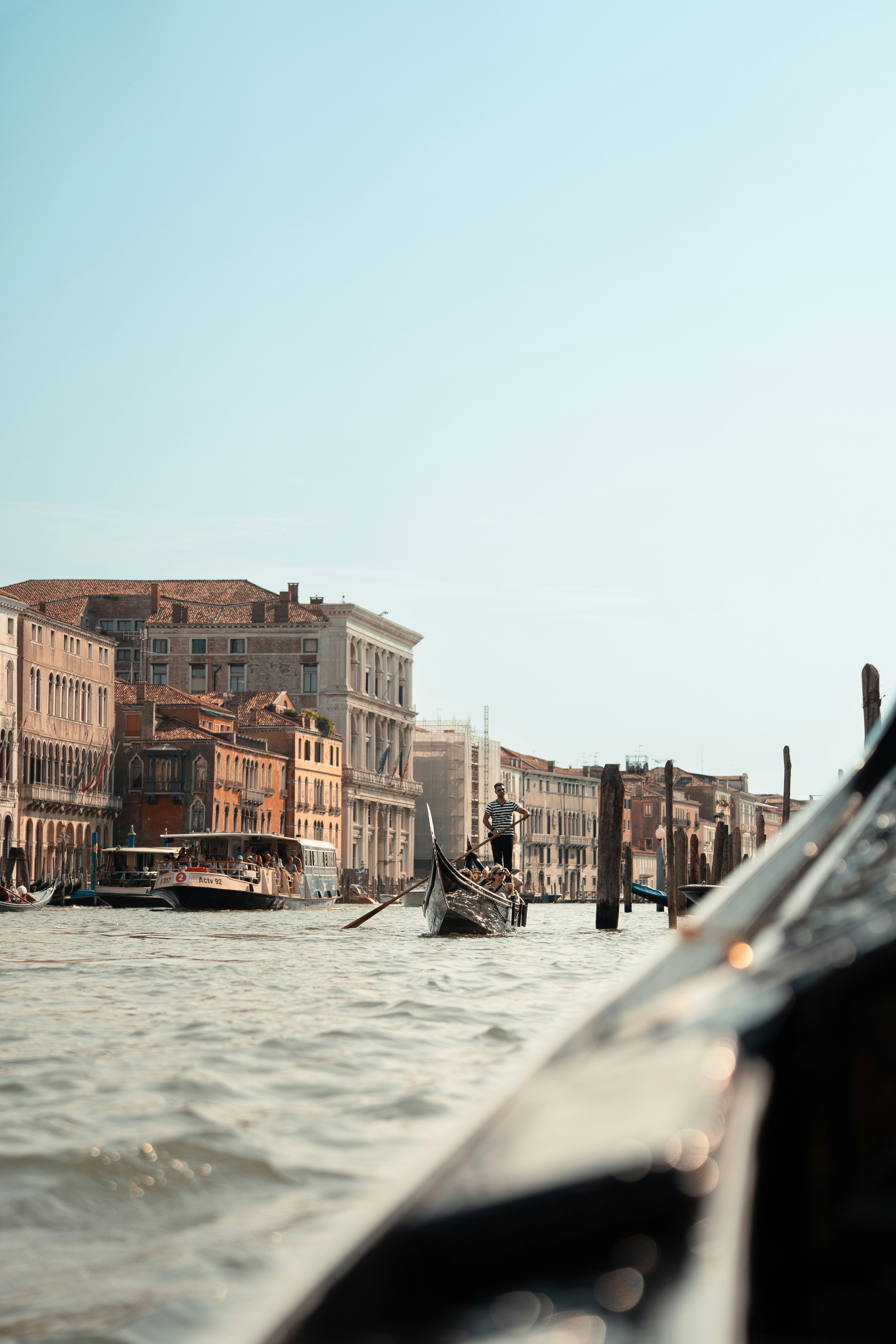 Gondolas at Dusk: A Venice Channel Hustle