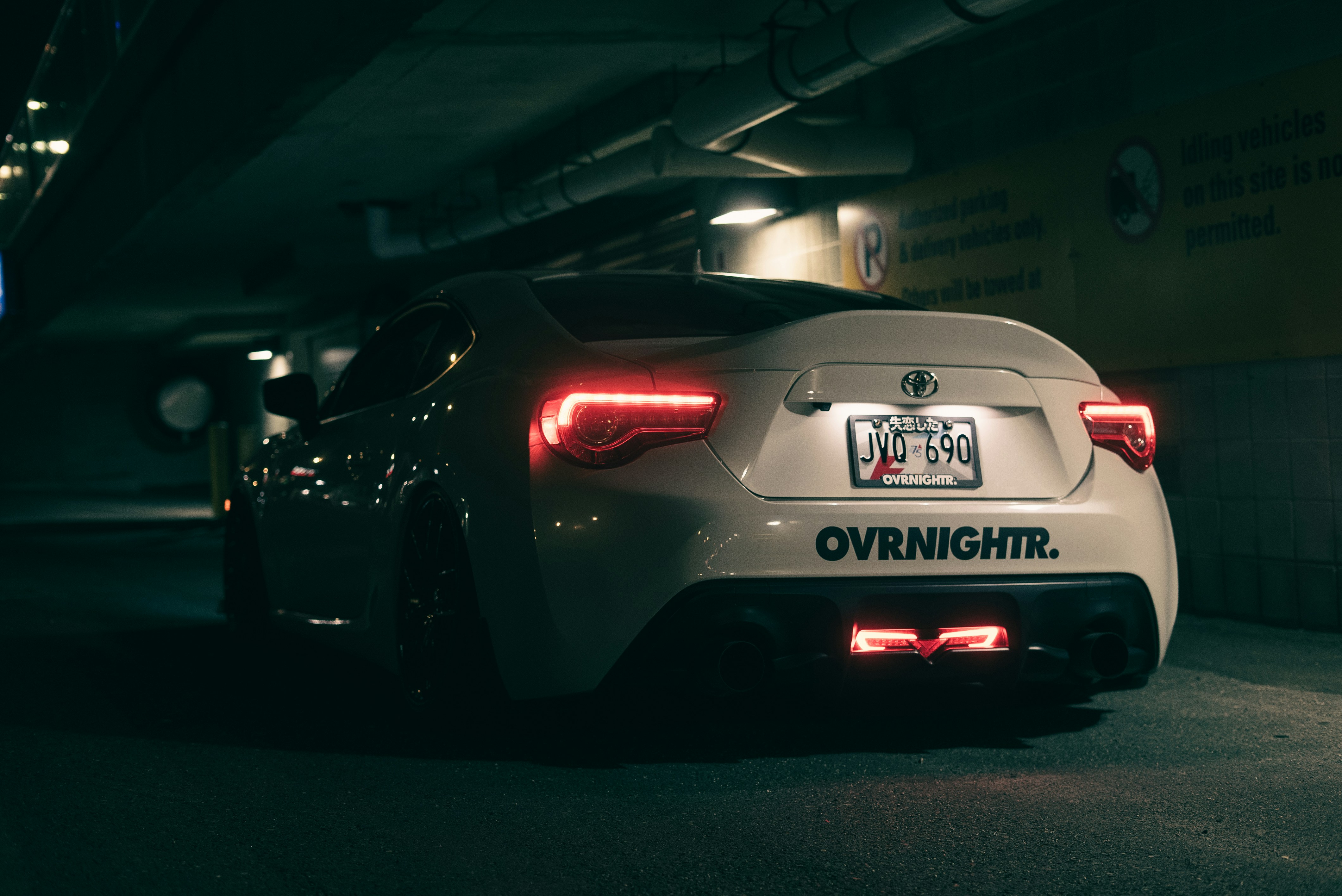 Midnight Elegance: The Overnight Racer