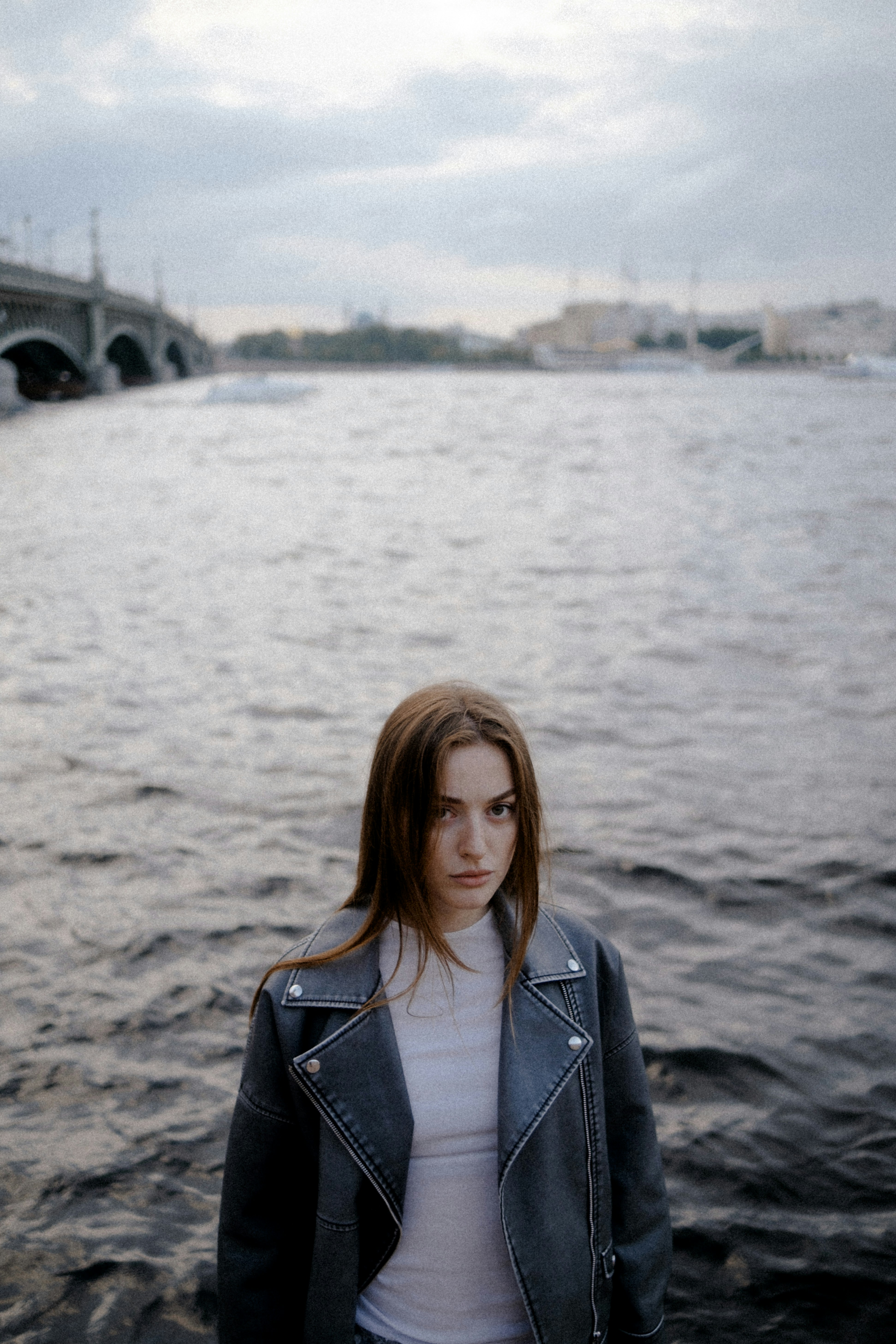 Edge of the City: Youthful Gaze by the River