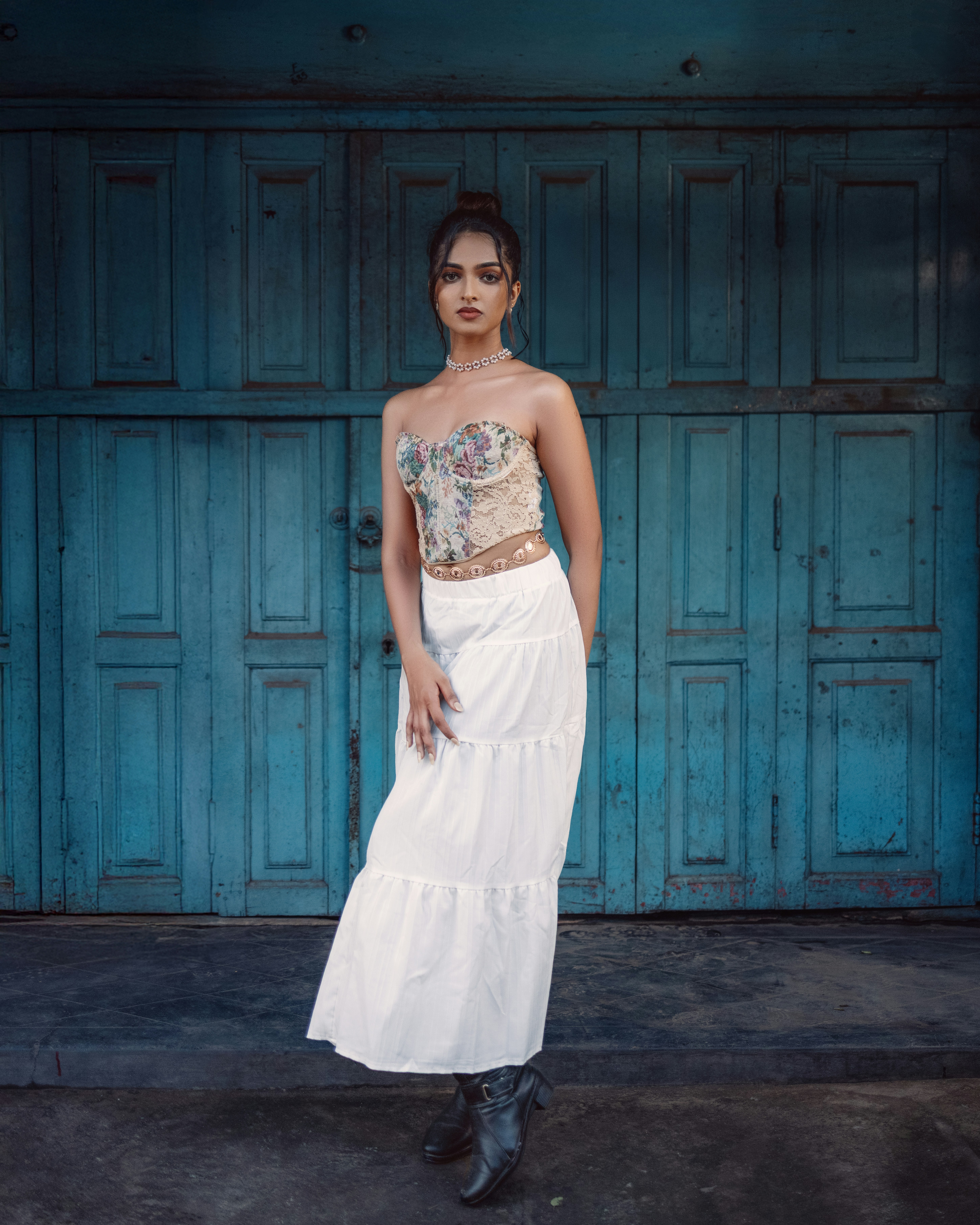 Elegance Amidst Vintage Charm