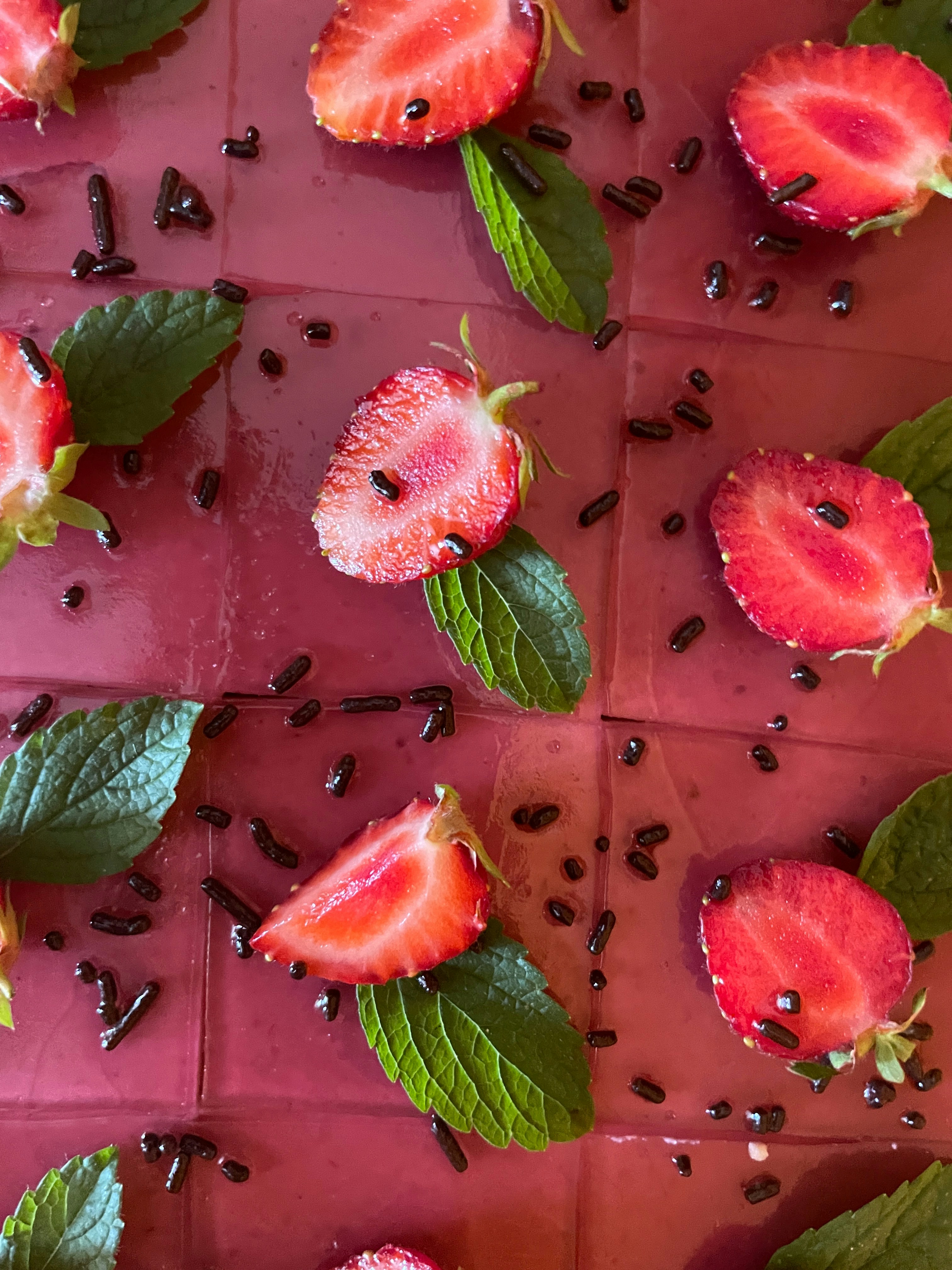 A Berry Delight: The Art of Strawberry Arrangement