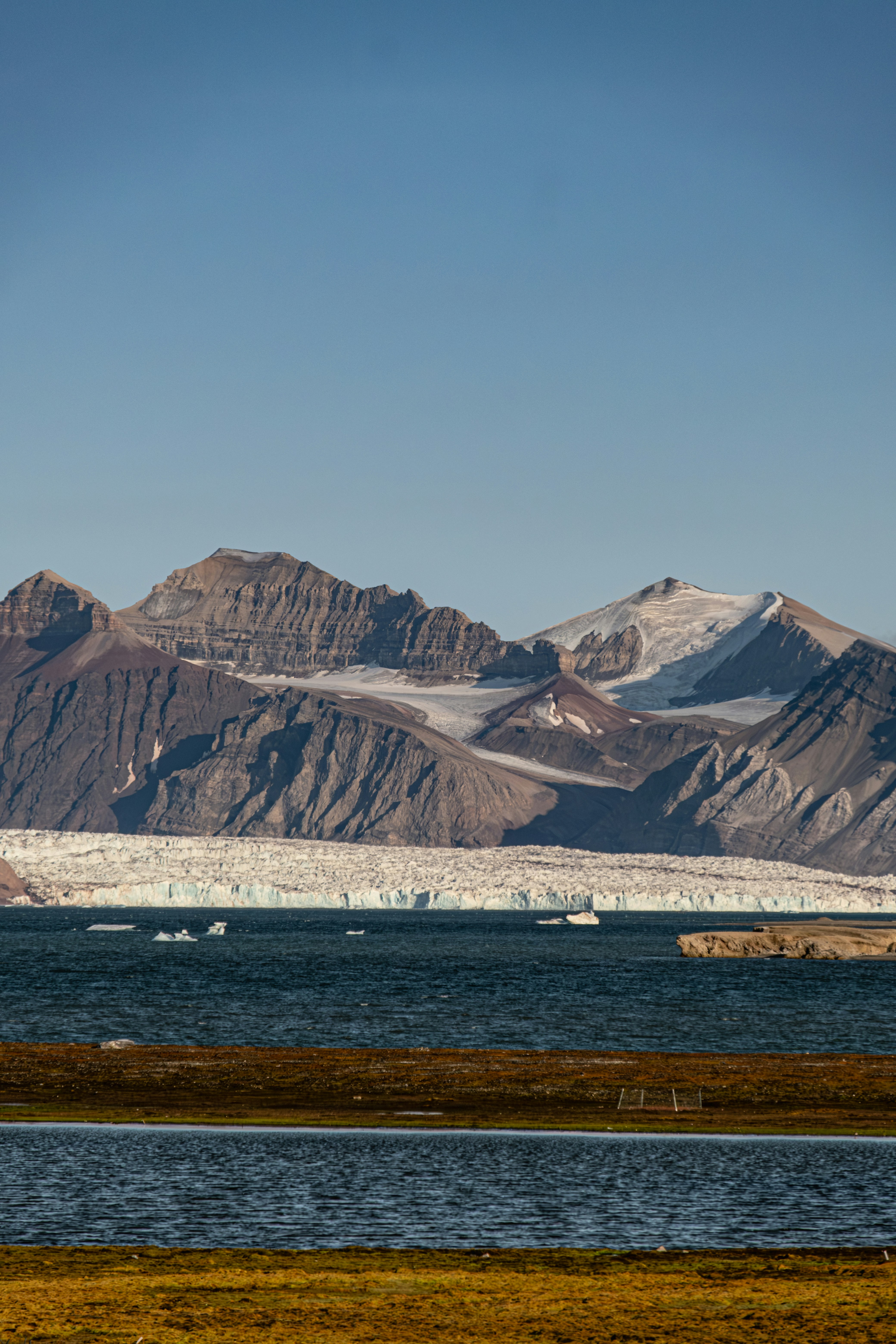 Glacial Majesty: A Symphony of Ice and Stone