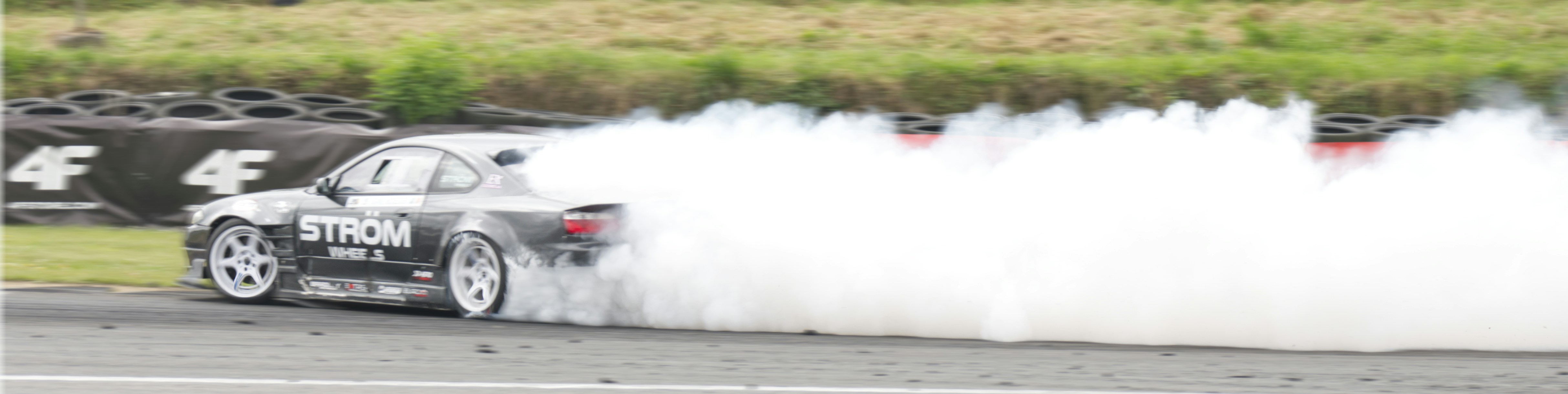 A car is drifting and creating a lot of smoke. photo – Free Cars Image ...