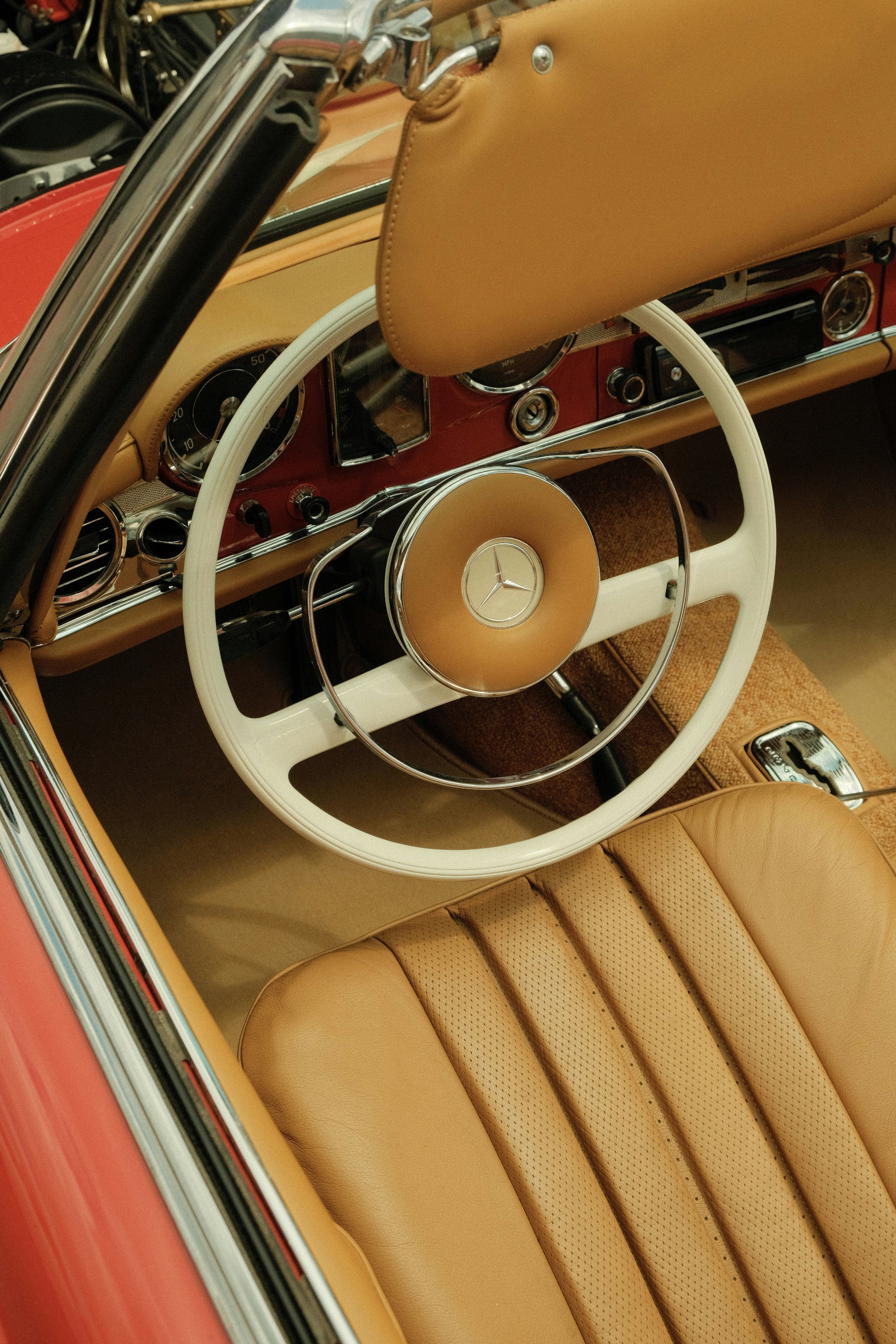 Inside of a classic car with tan leather. photo – Free Car Image on ...