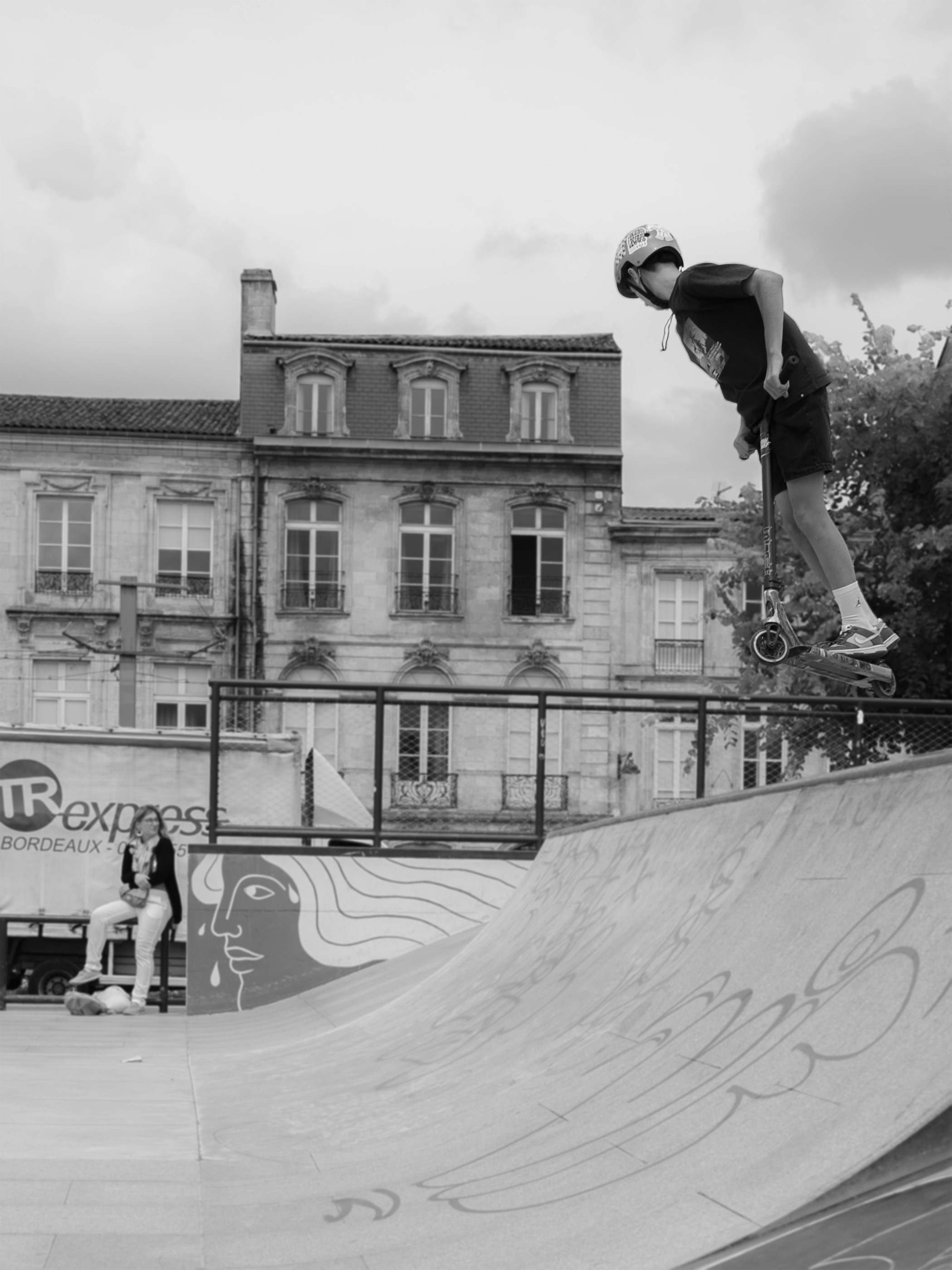 Urban Acrobatics: A Leap Above the Streets