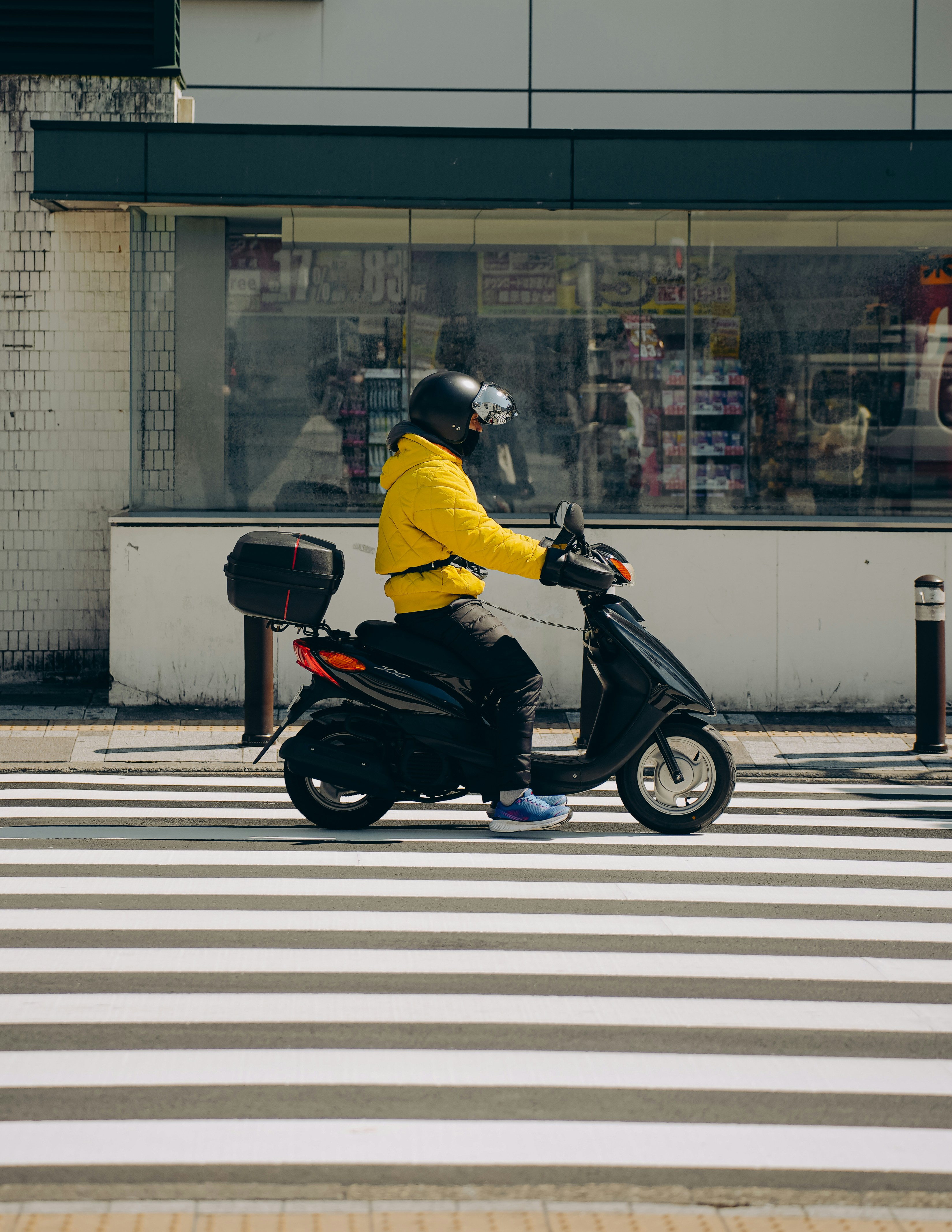Urban Delivery in Motion