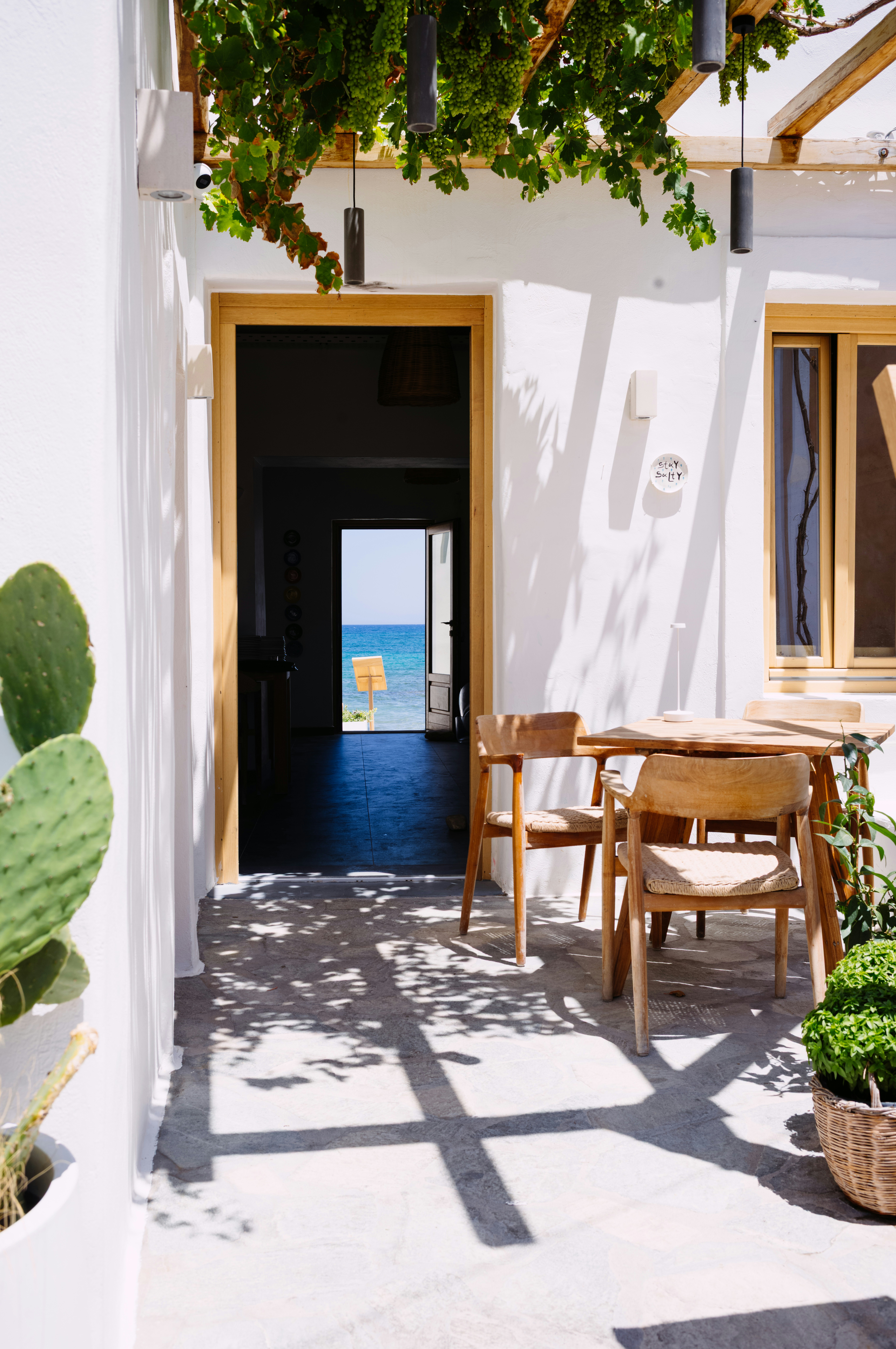 Cozy patio with a beautiful view of the ocean. photo – Free Summer ...