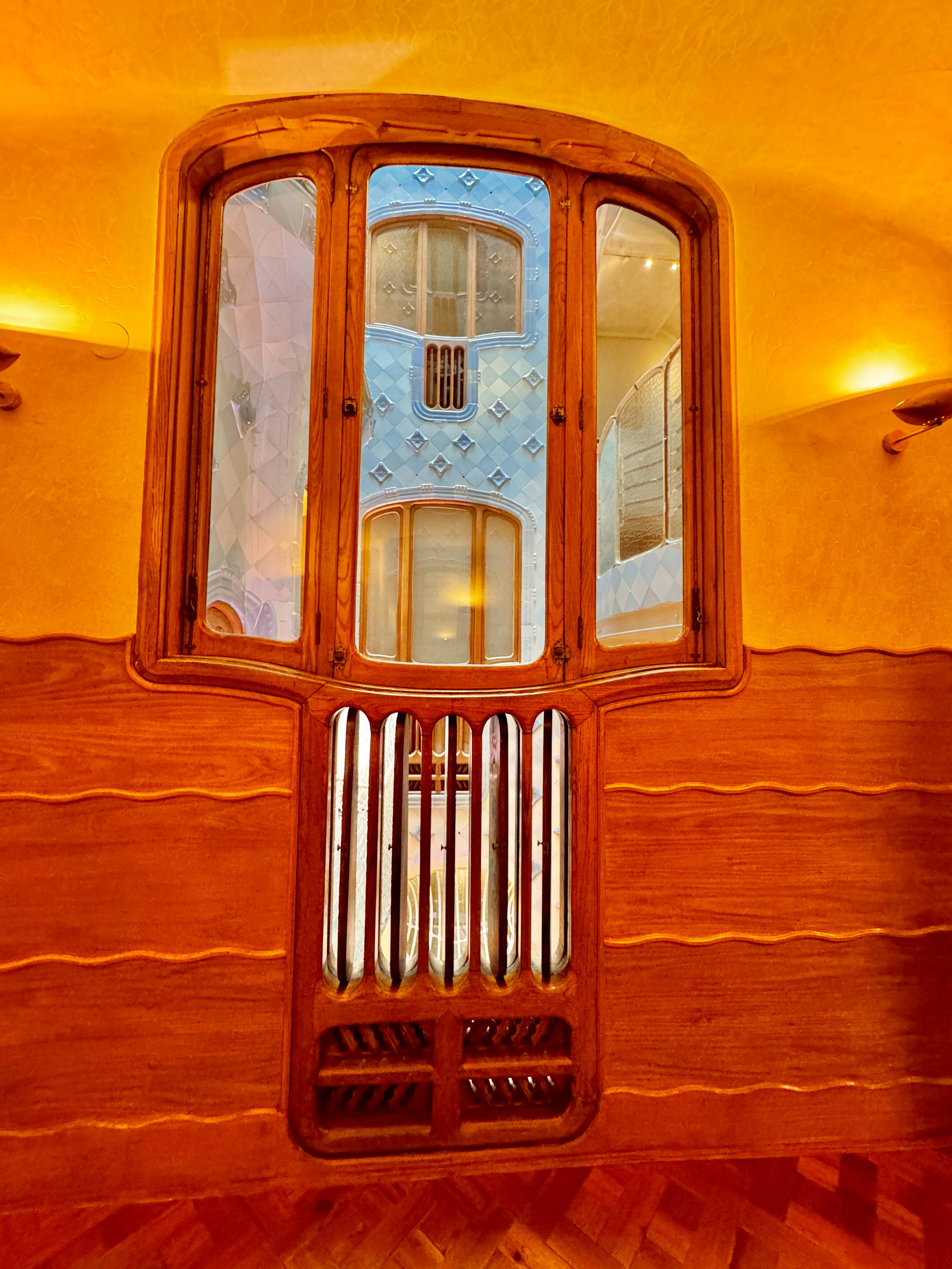 Architectural Harmony: A Glimpse Through Gaudí's Vision