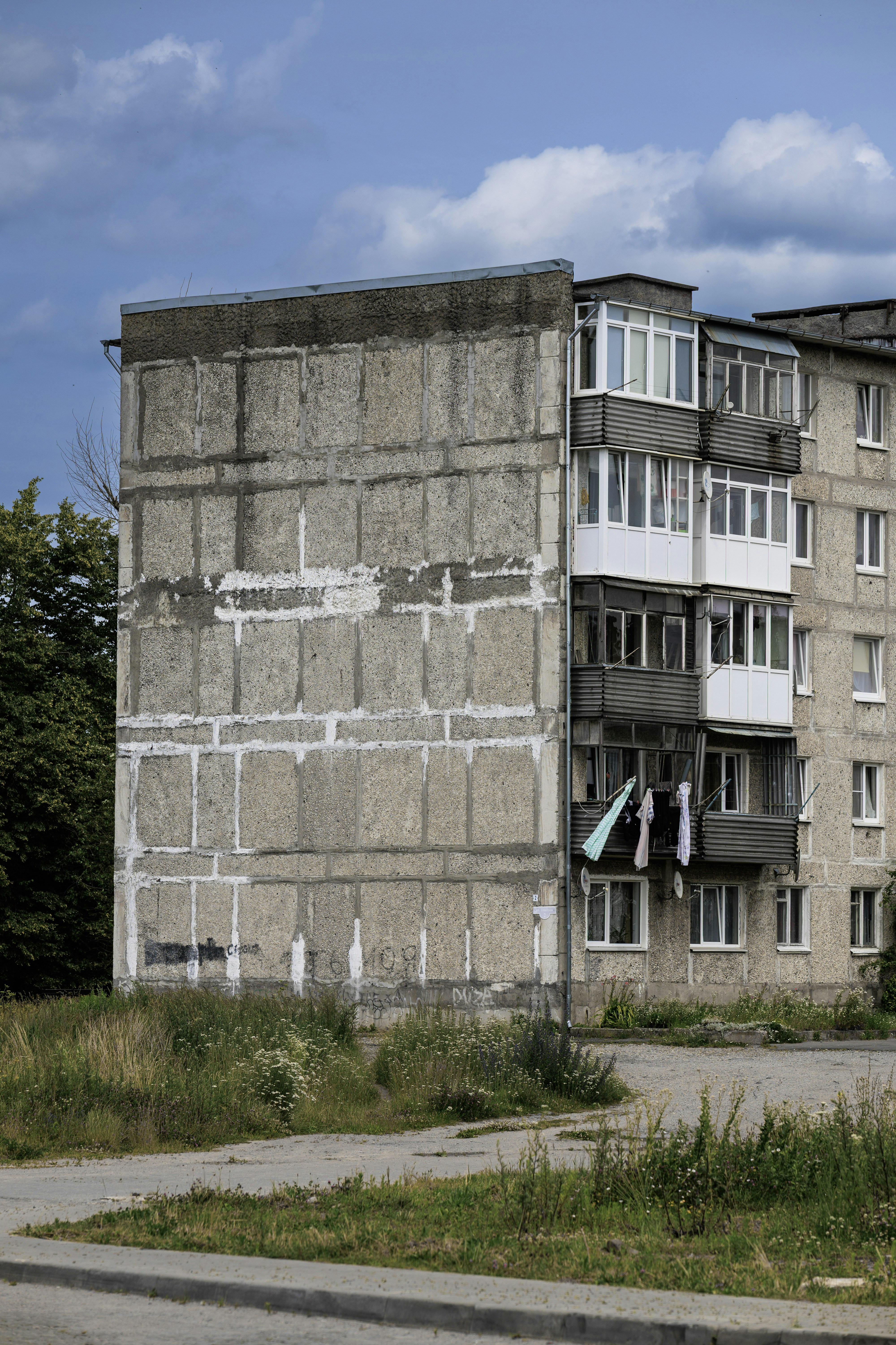 Urban Resilience: A Tale of Two Facades