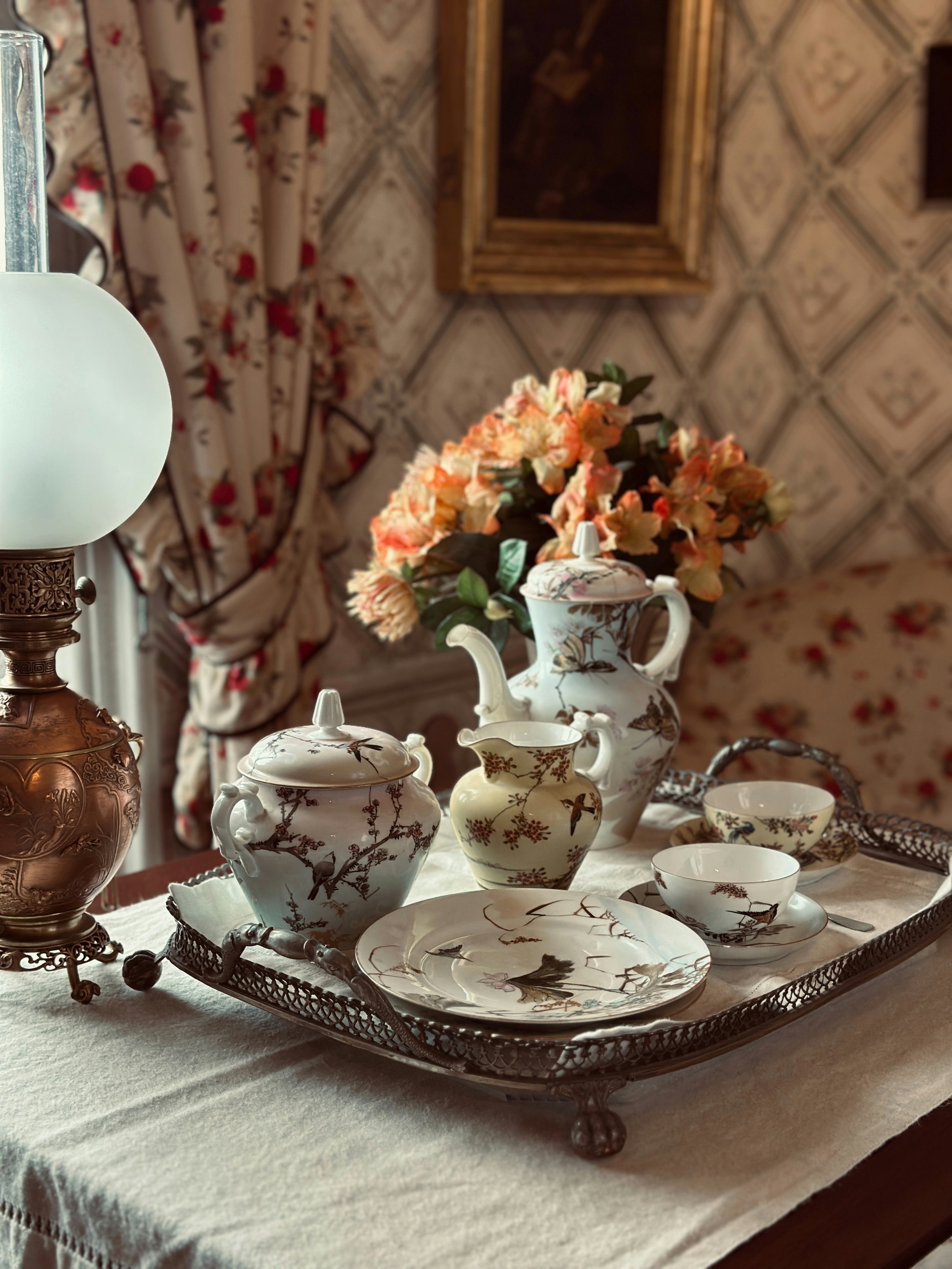Timeless Elegance: A Victorian Tea Set Display