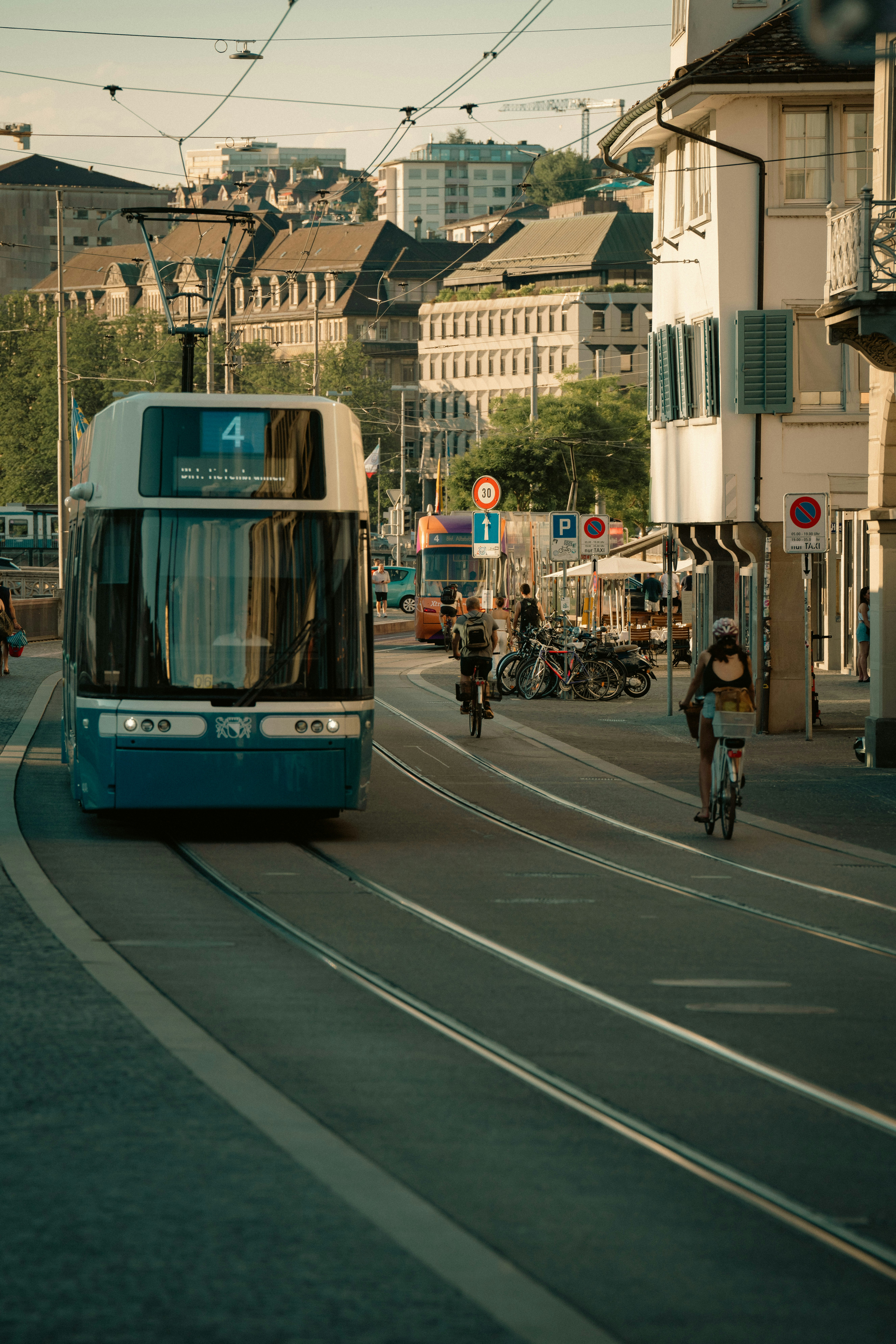 Urban Transit Harmony: A Glimpse into Daily Life