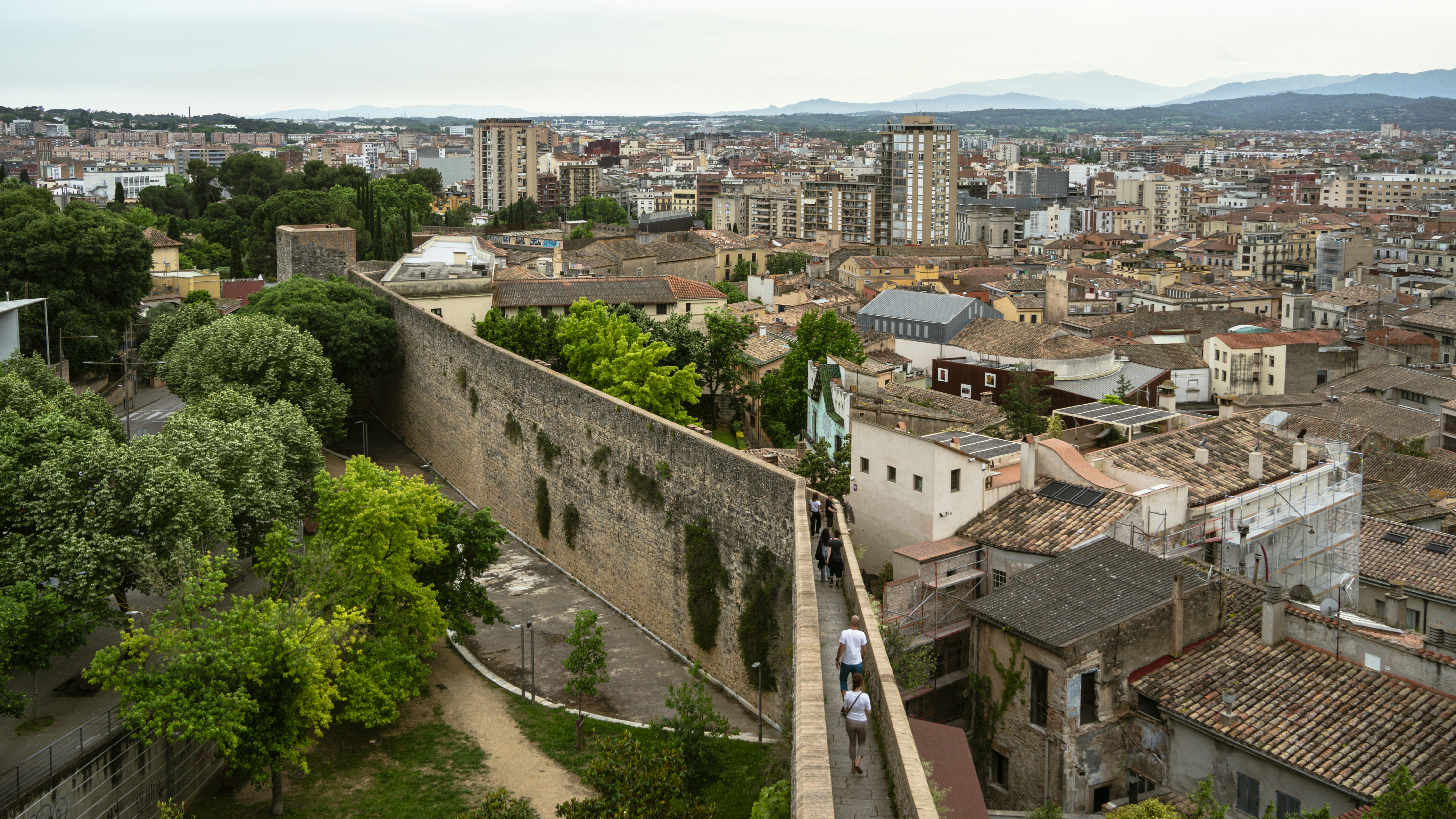 Stone Ramparts Above the City: A Walk Along the Old Wall