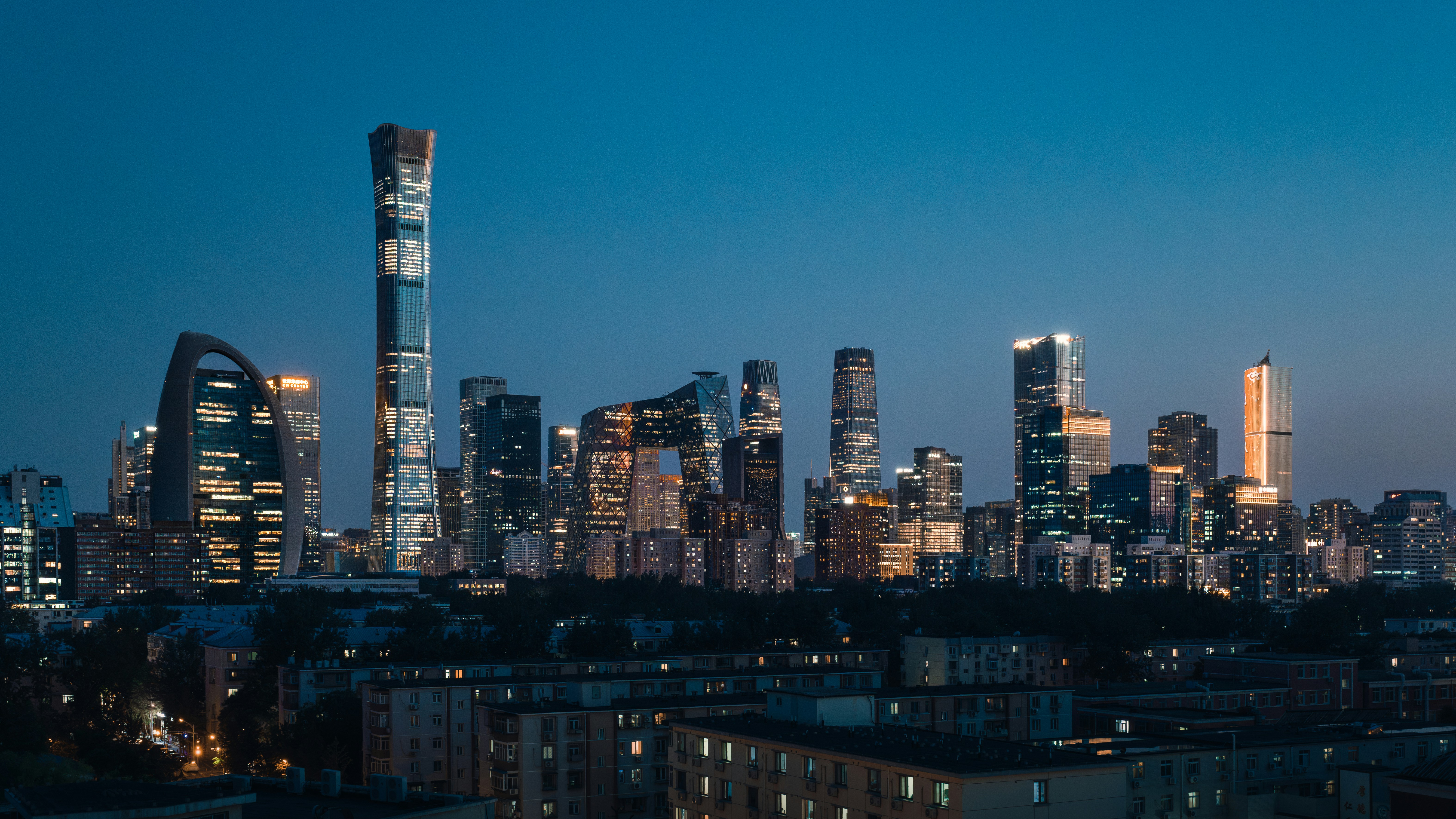 Blue Hour Skyline: London's Glass Giants and the Gherkin Silhouette