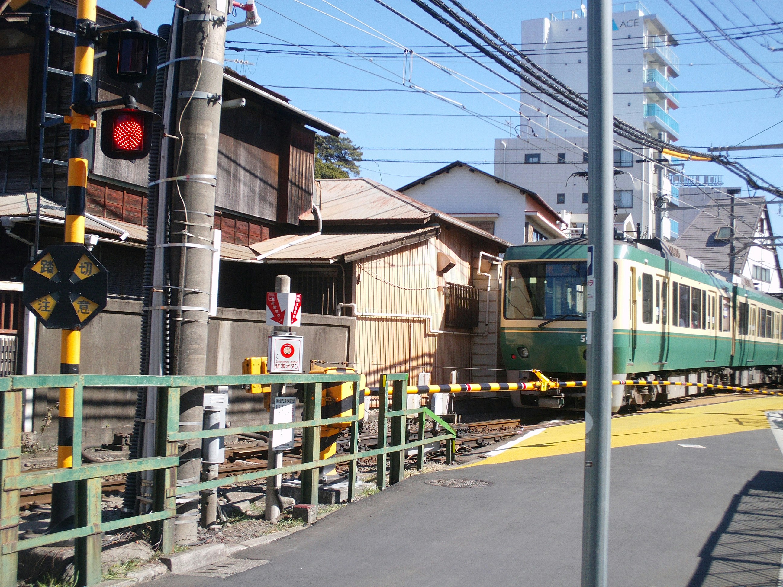 Sample photo from Insignia NS-DV720P