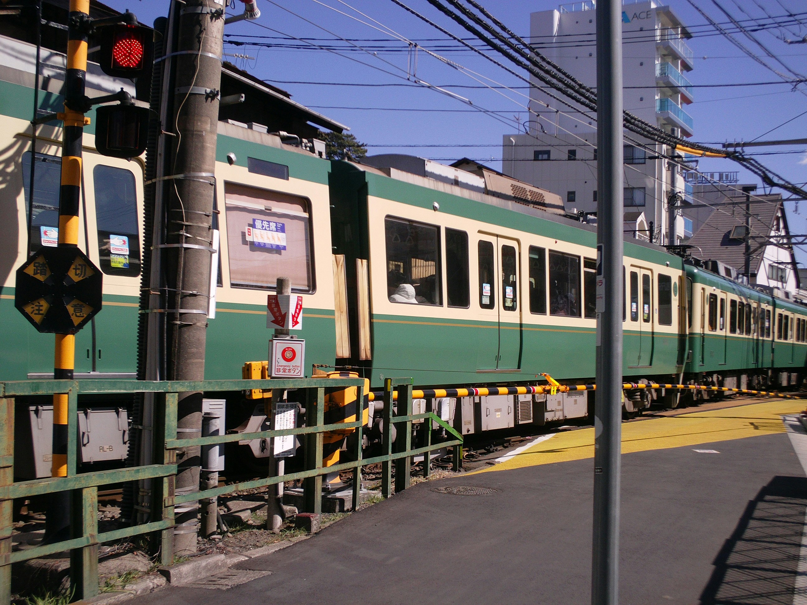 Sample photo from Insignia NS-DV720P