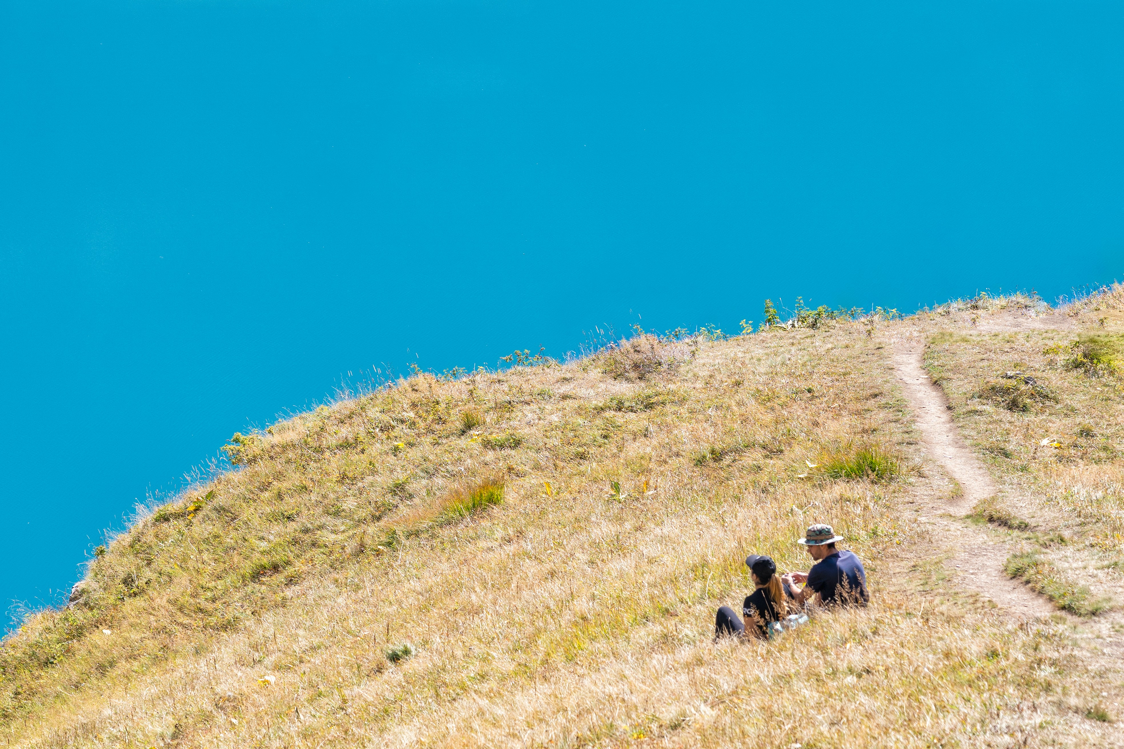 Serenity on the Summit: A Moment of Connection