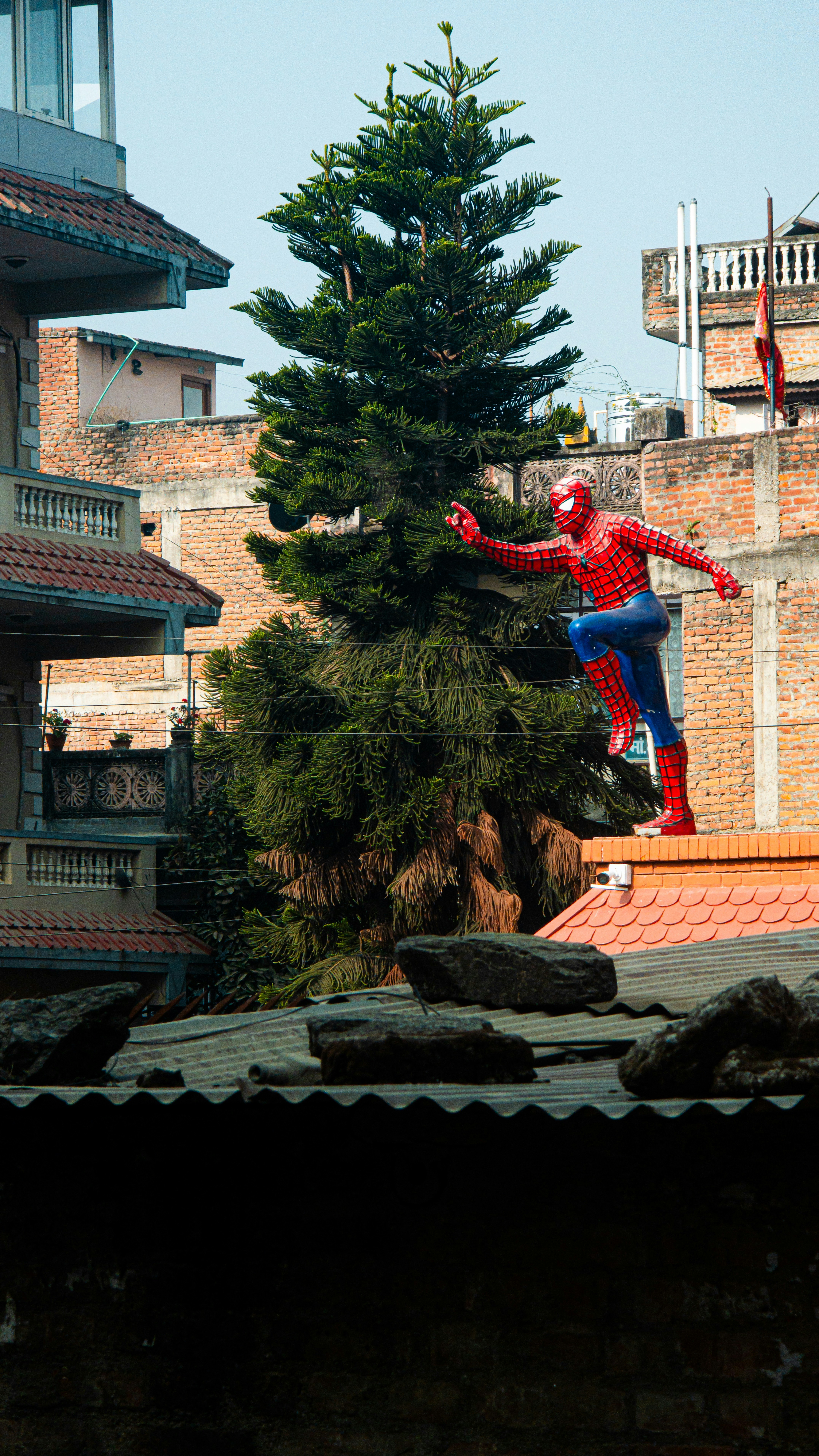 Urban Heroics: A Marvelous Encounter