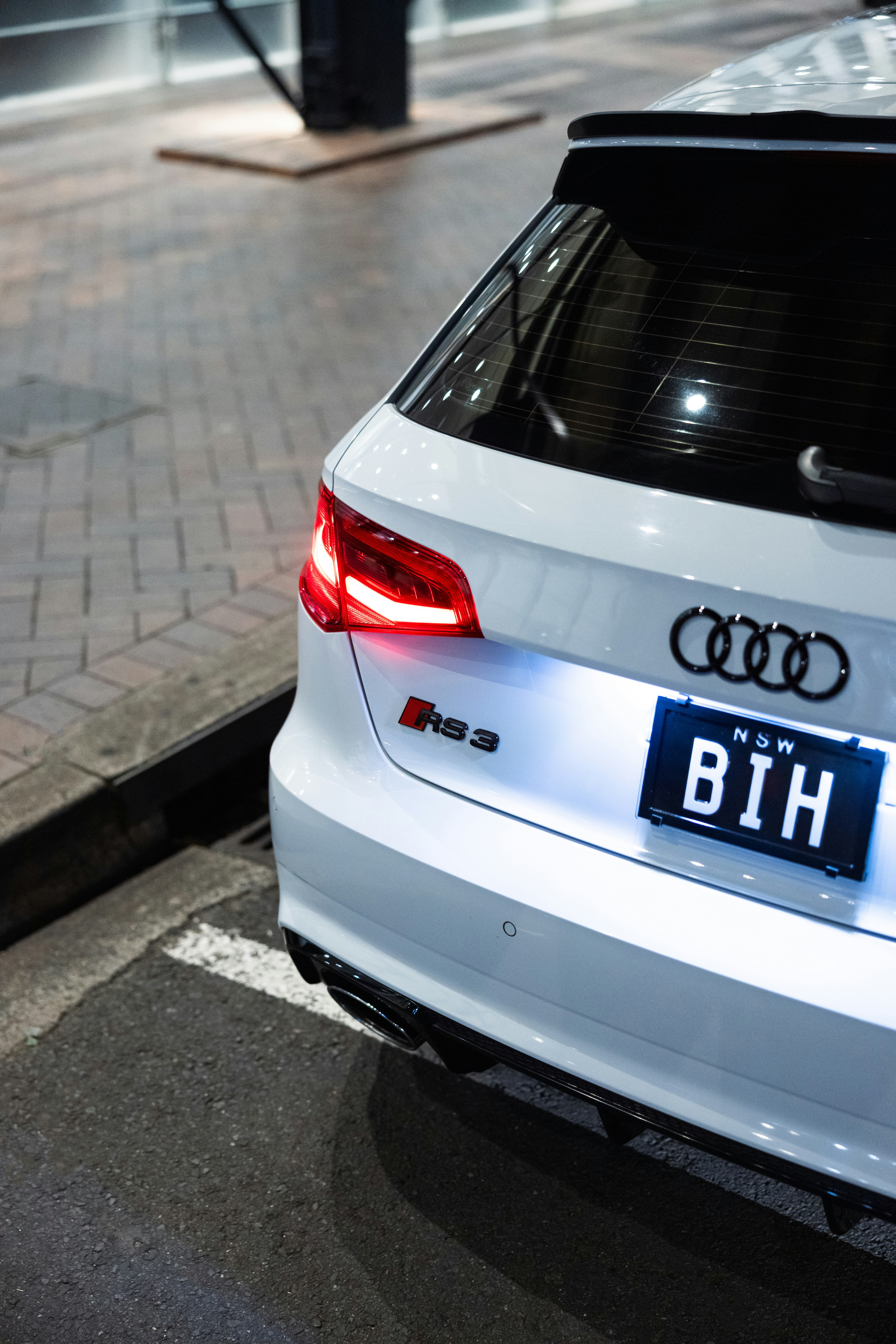 Urban Elegance: The Audi RS3 in Motion